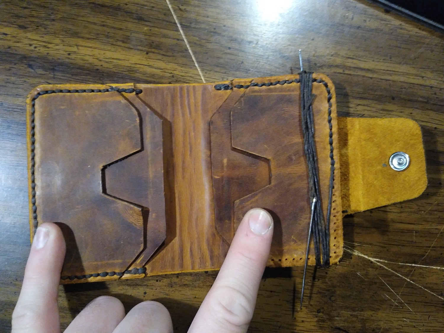 Amazing EDC wallet - leather pattern. BF18 - Inspire Uplift