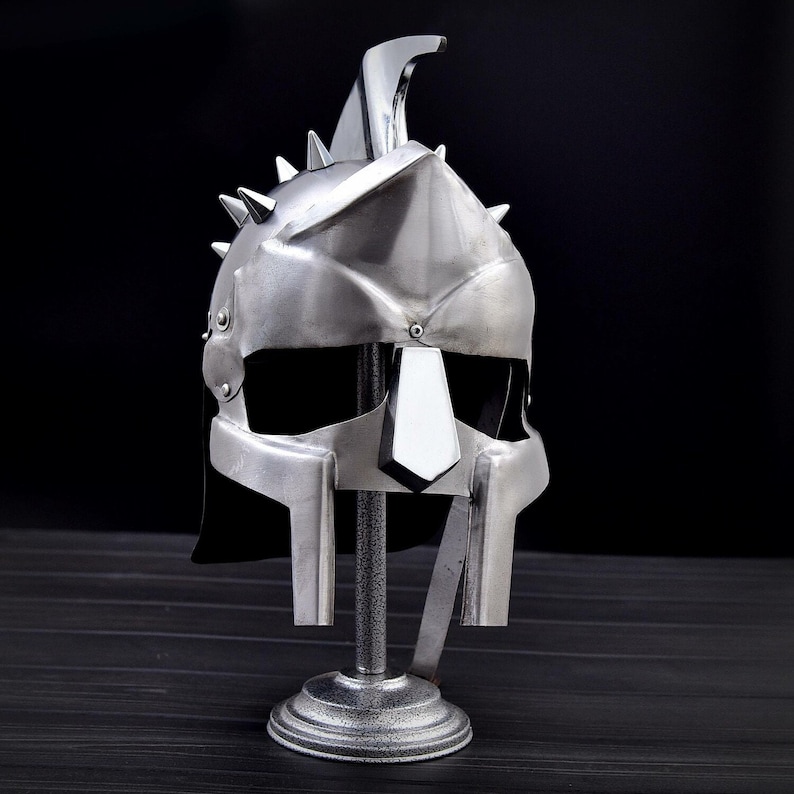 THE MAXIMUS GLADIATOR Hand Made - Cosplay Gladiator Helmet - | Inspire ...