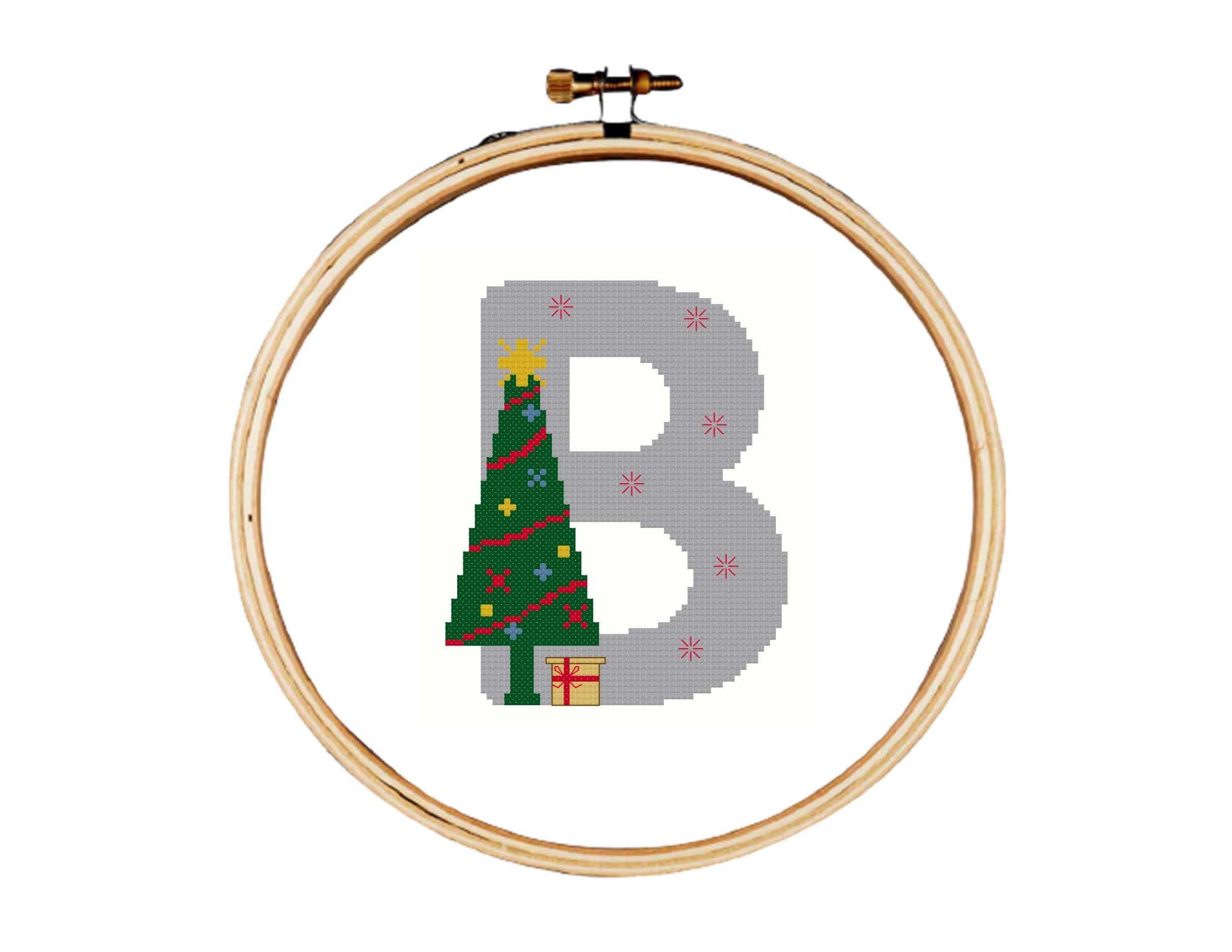 Christmas cross stitch pattern, Alphabet cross stitch patter | Inspire ...