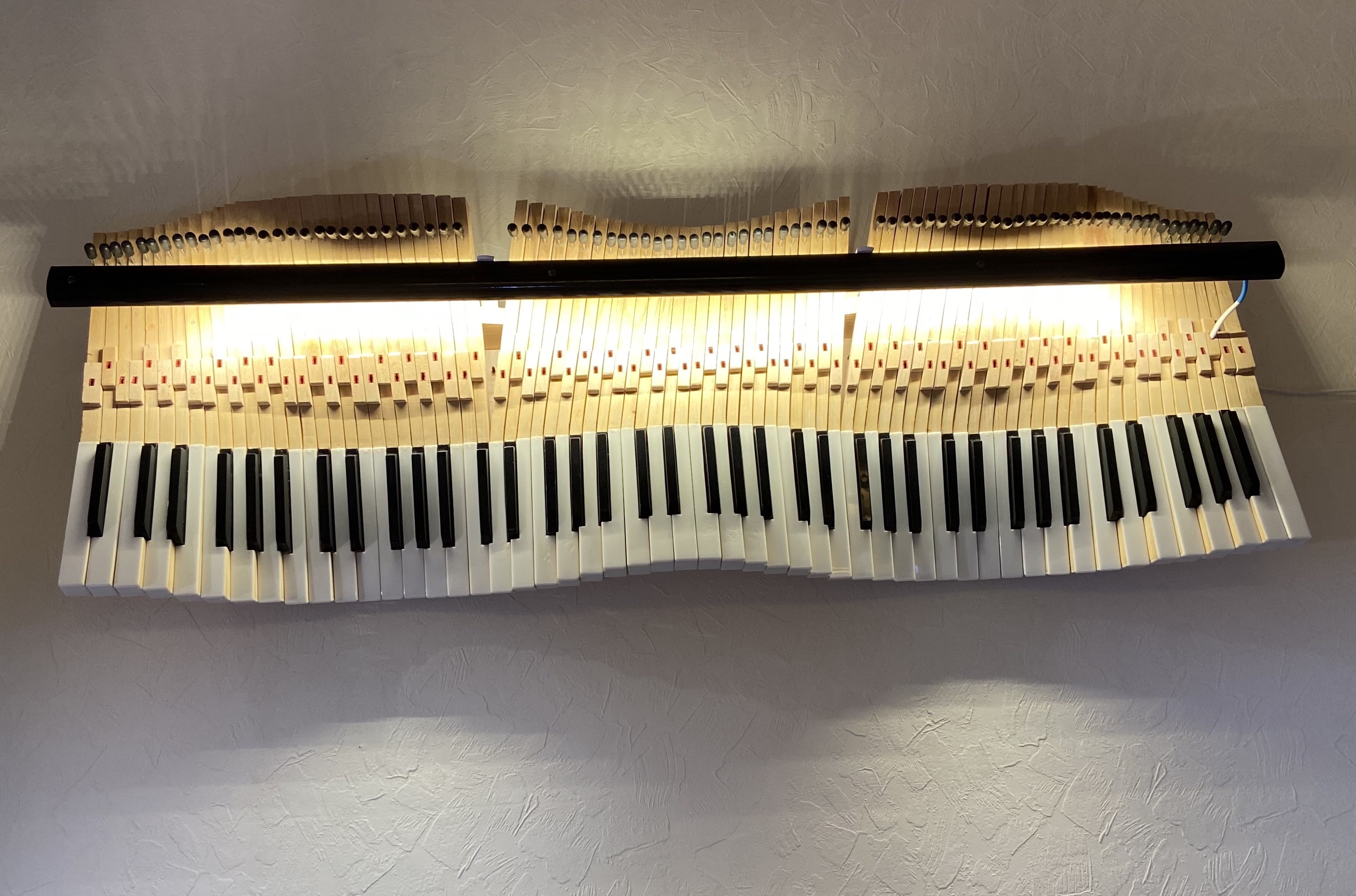 Piano Keys Lighting Wall Decor Musical Wave made from an old - Inspire ...