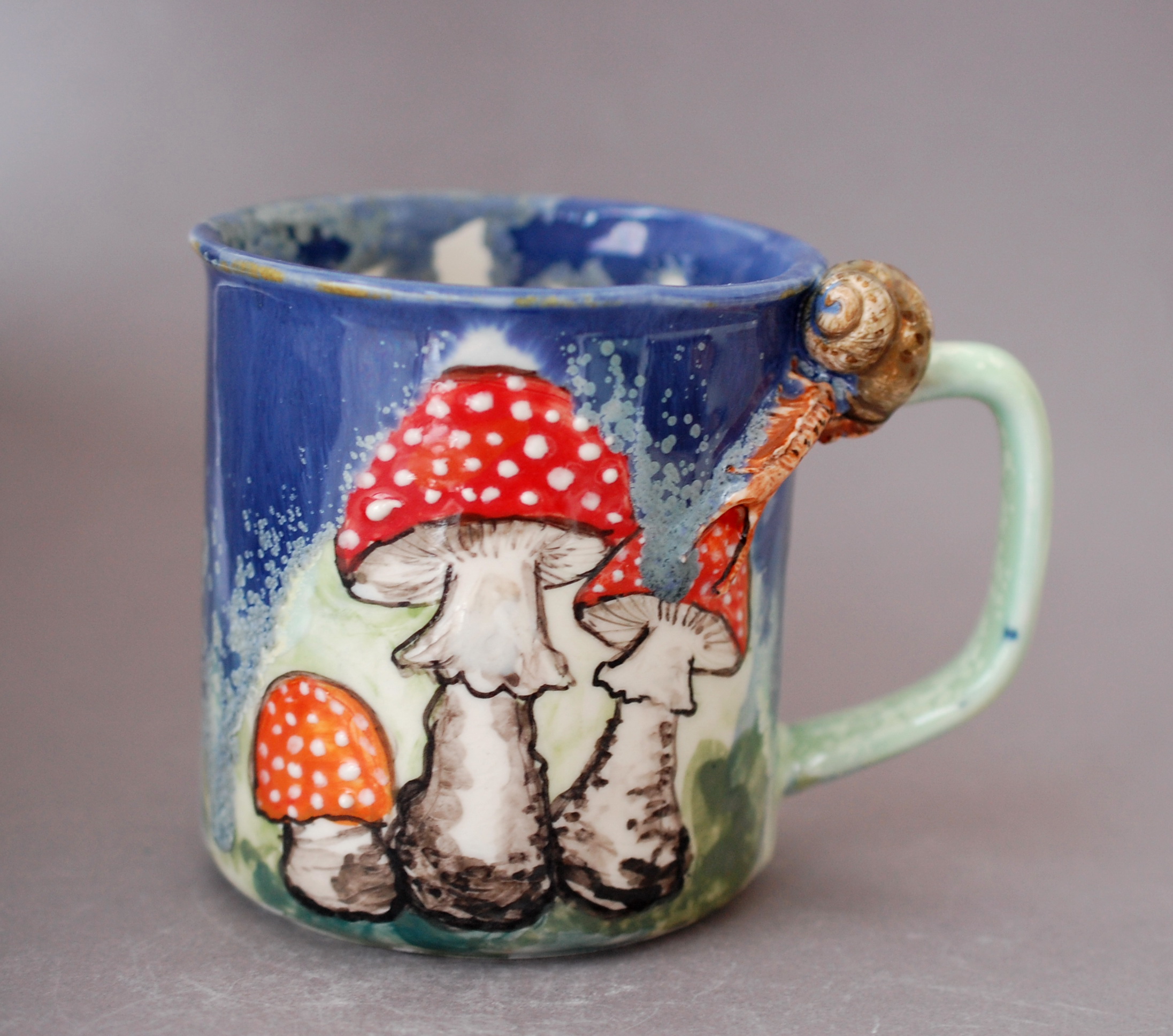 Beautiful tea coffee cup Snail and amanita ,Surprise mug ,Mu - Inspire ...