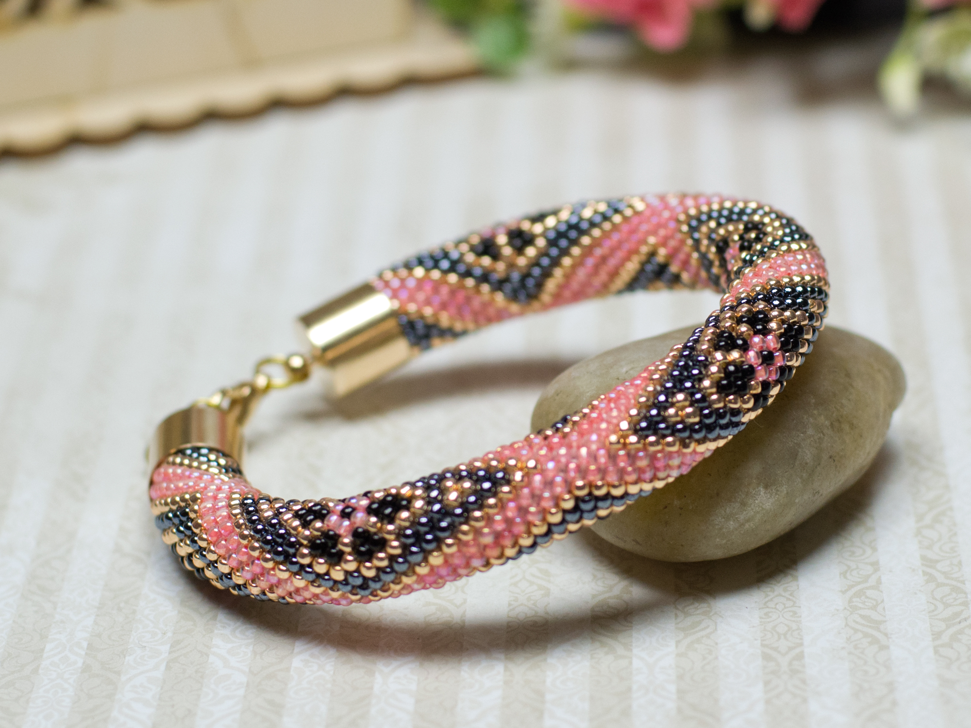 Bead crochet kit pink bracelet, Diy bracelet kit, Diy craft - Inspire ...