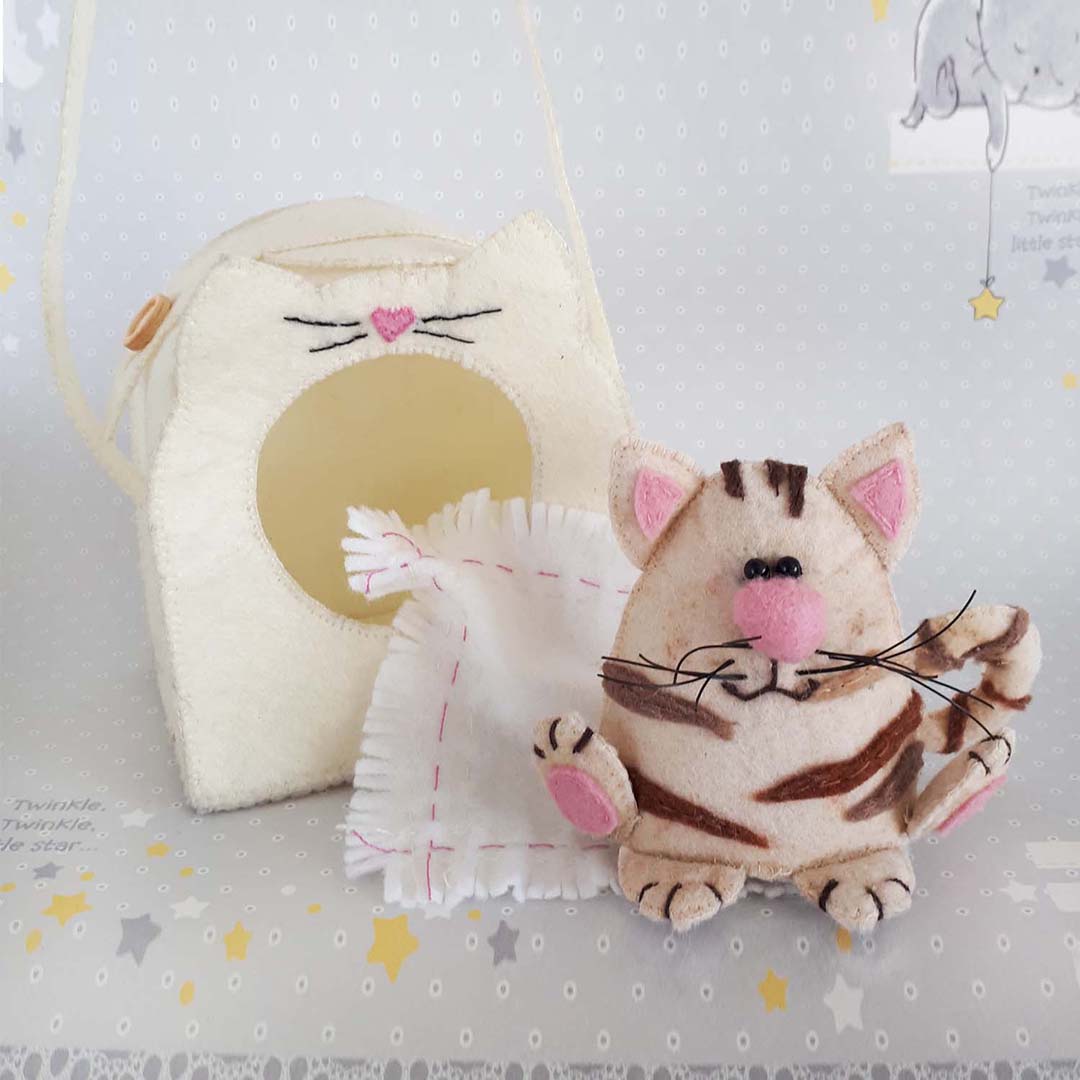 Cat felt , Stuffed animal pattern sewing , Toy cat and doll - Inspire ...