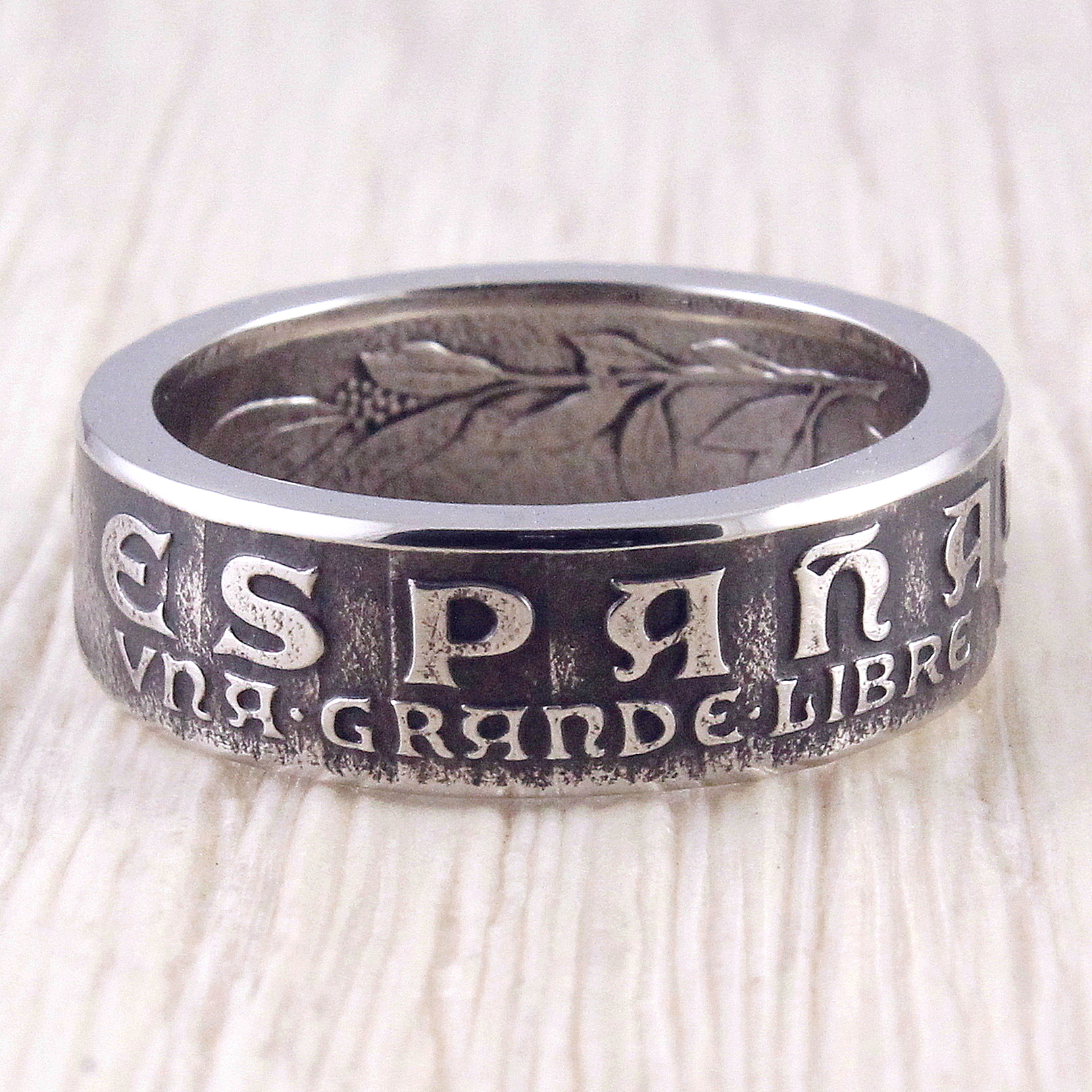 Coin Ring (Spain) 1937 | Inspire Uplift
