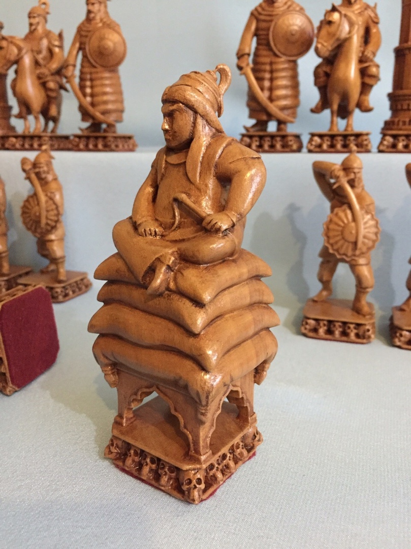 chess "Russians vs Polovtsy" - Inspire Uplift