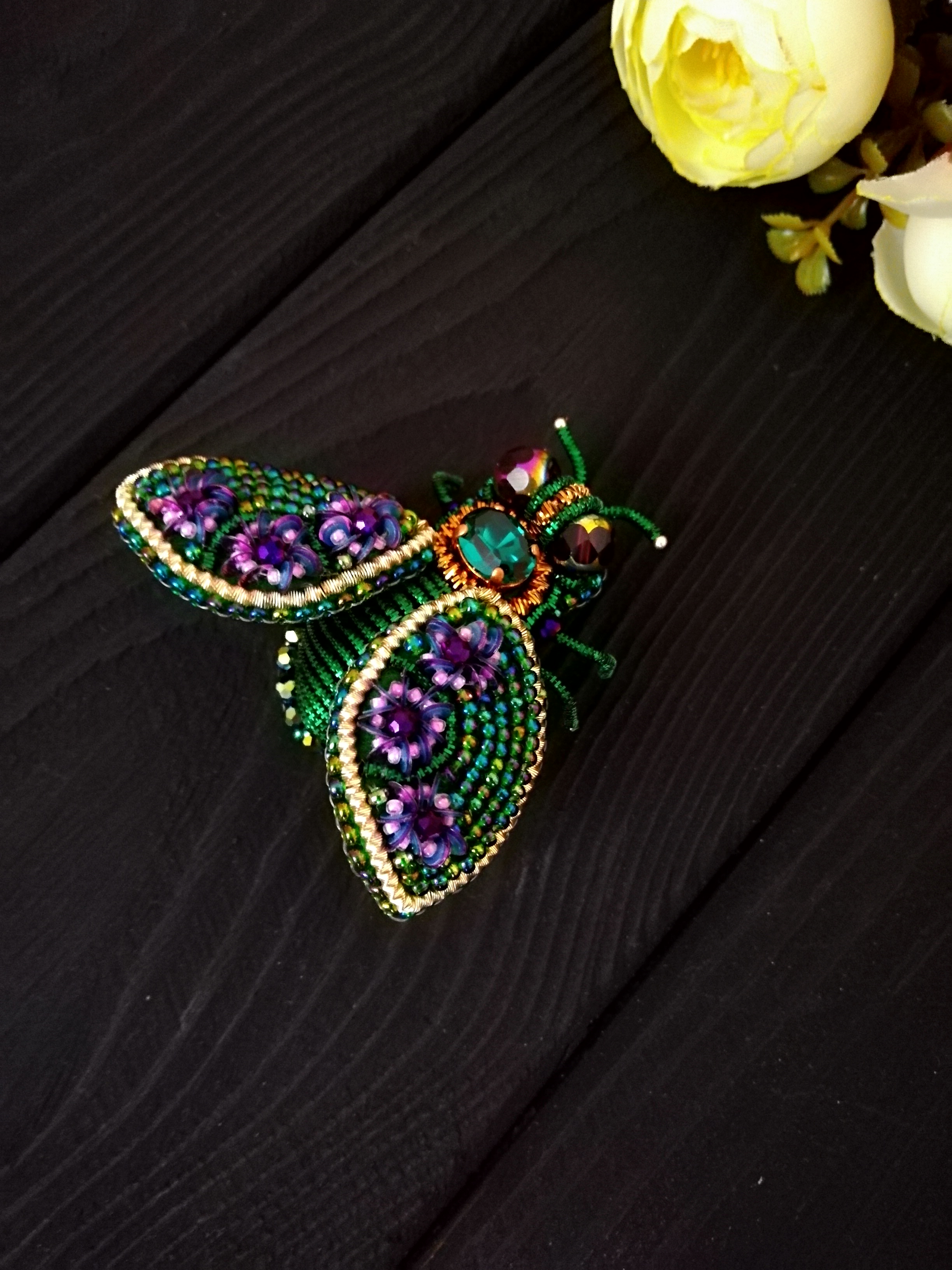 Green Insect Brooch Hand embroidery with beads | Inspire Uplift