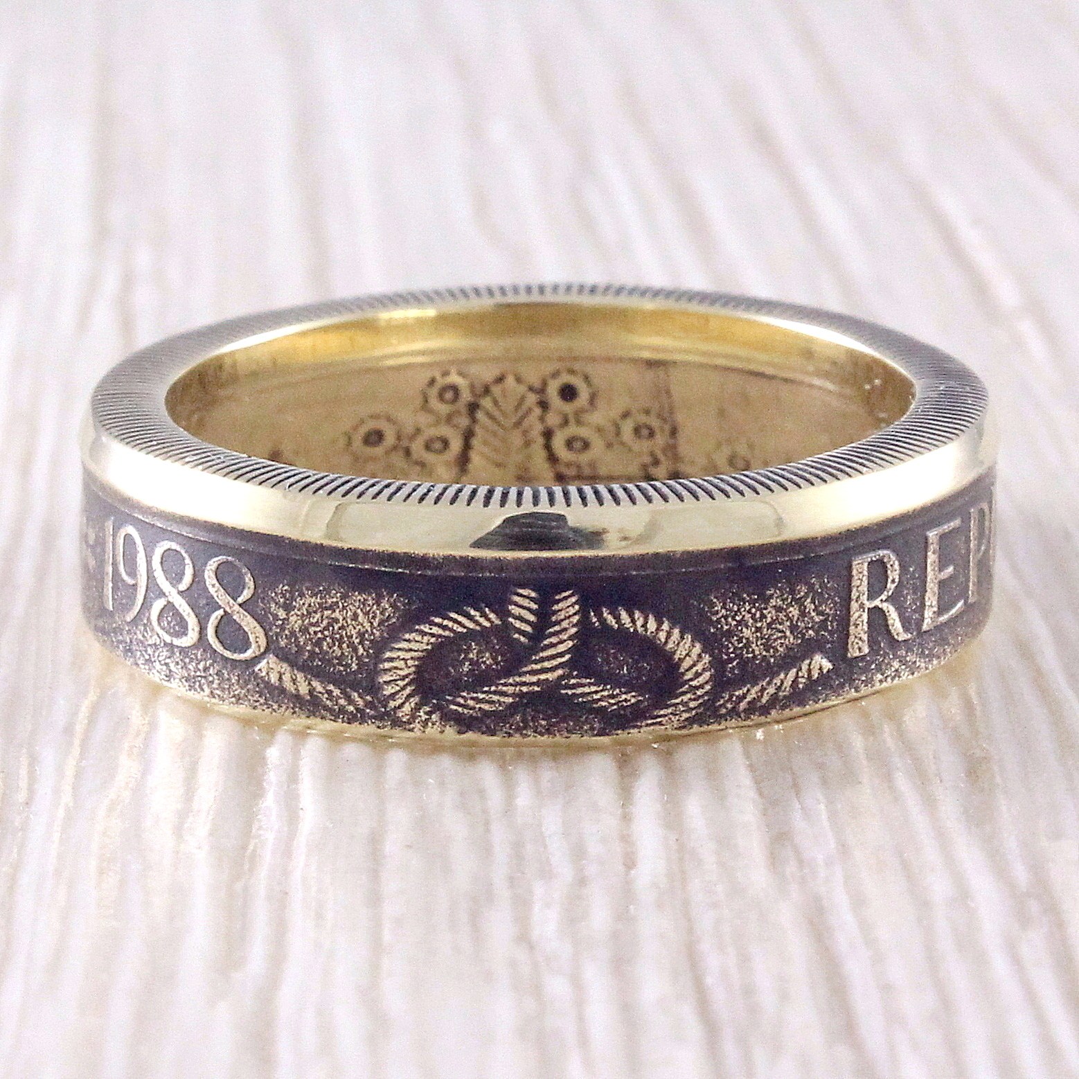 Coin Ring (Portugal) Knot | Inspire Uplift