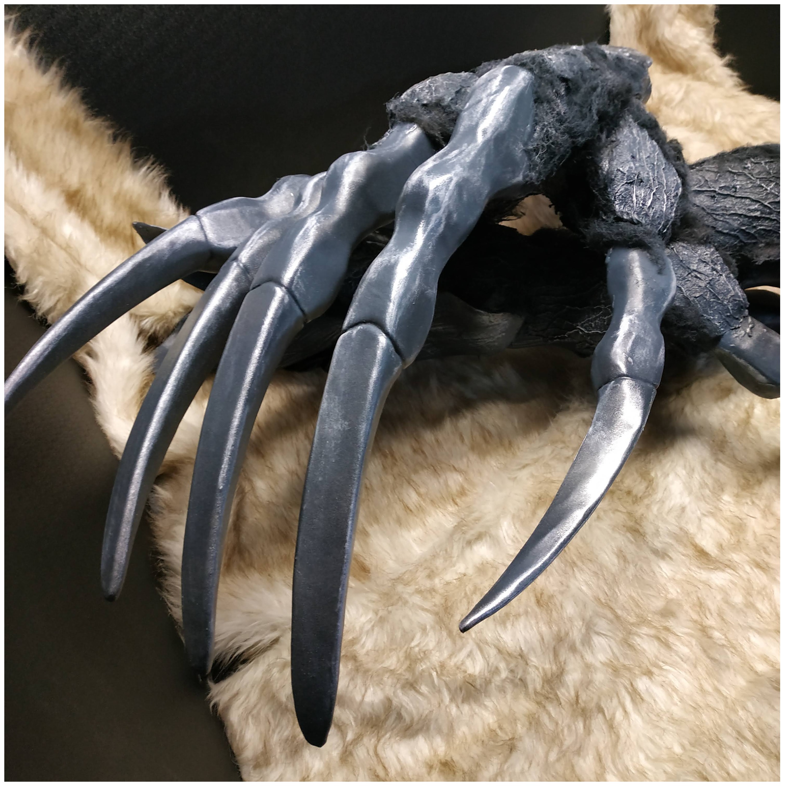 Witcher cosplay - larp weapon - giant monster paws - troll c - Inspire ...