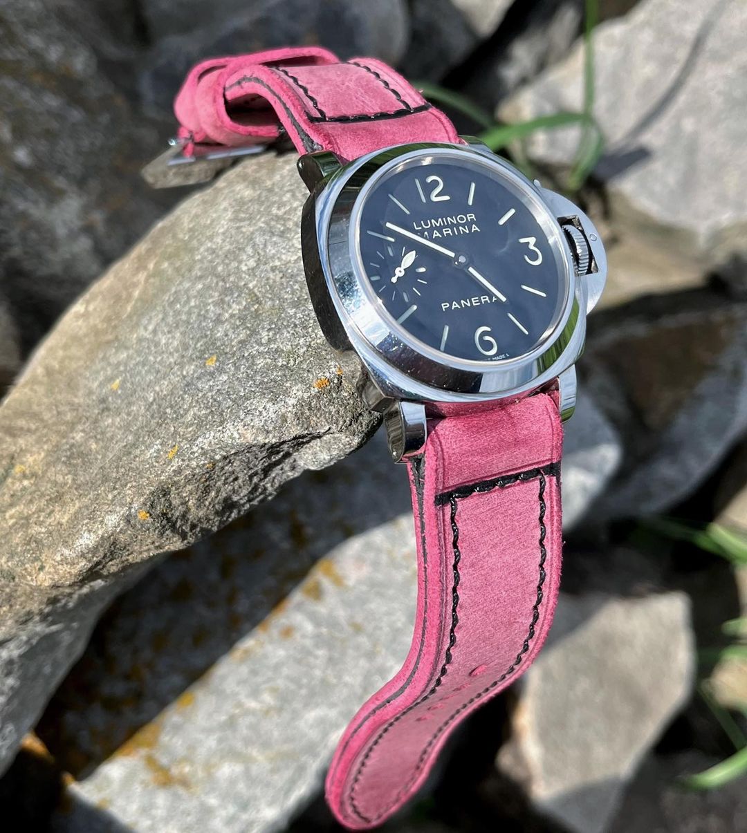 Pink vintage strap - Inspire Uplift