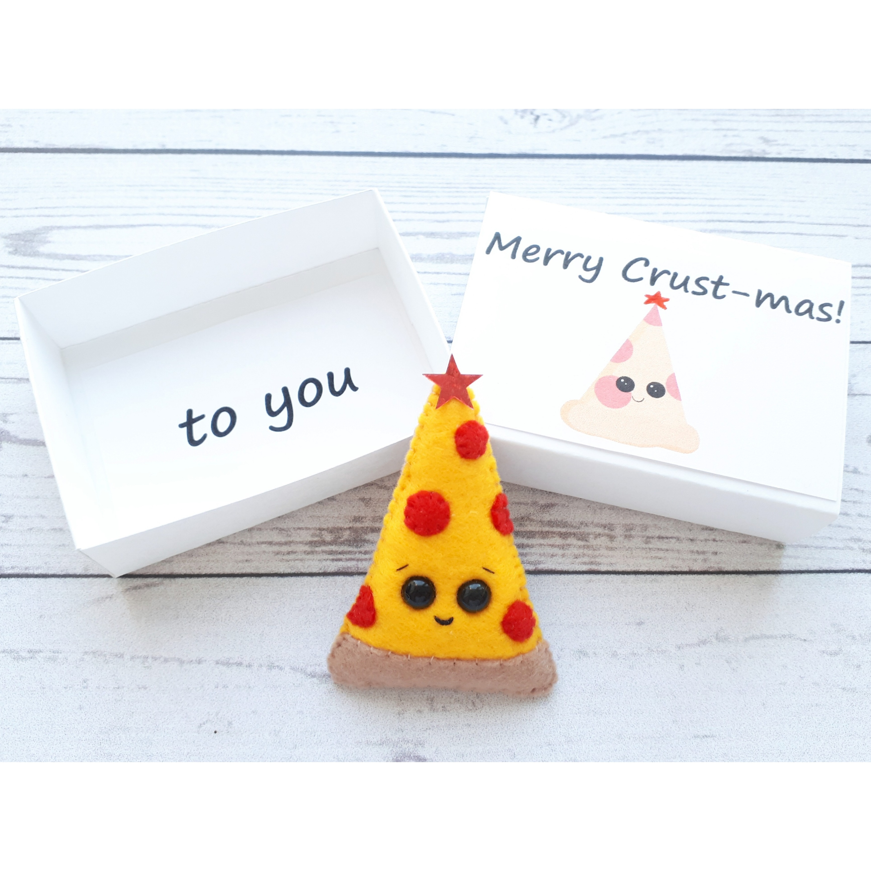 Merry CRUSTmas, Pizza funny Christmas card, Pocket hug in a - Inspire ...