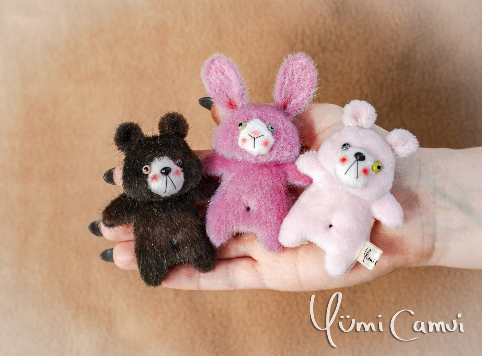 Cute mini Teddy Bear/Bunny Blythe friends by Yumi Camui - Inspire Uplift