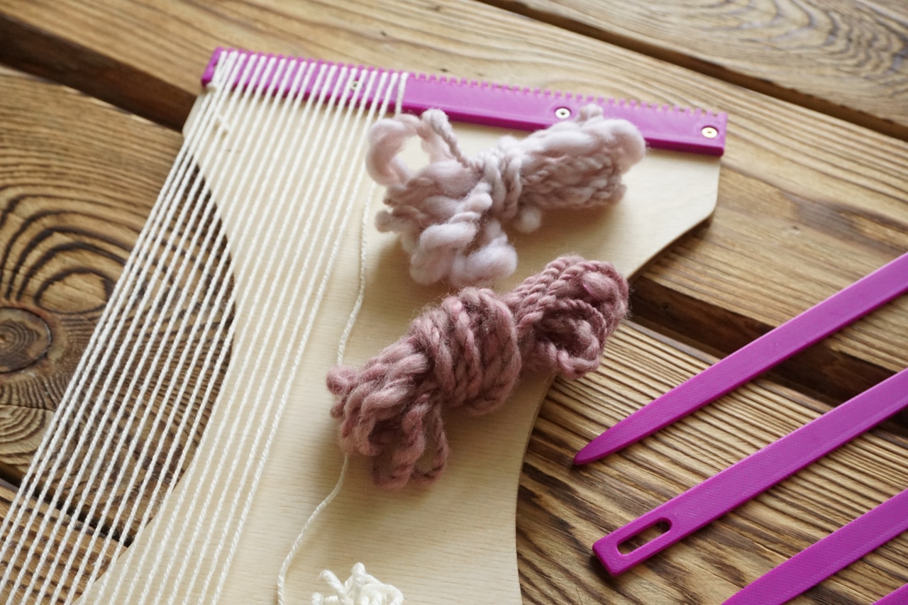 Weaving loom kit for beginners - Inspire Uplift
