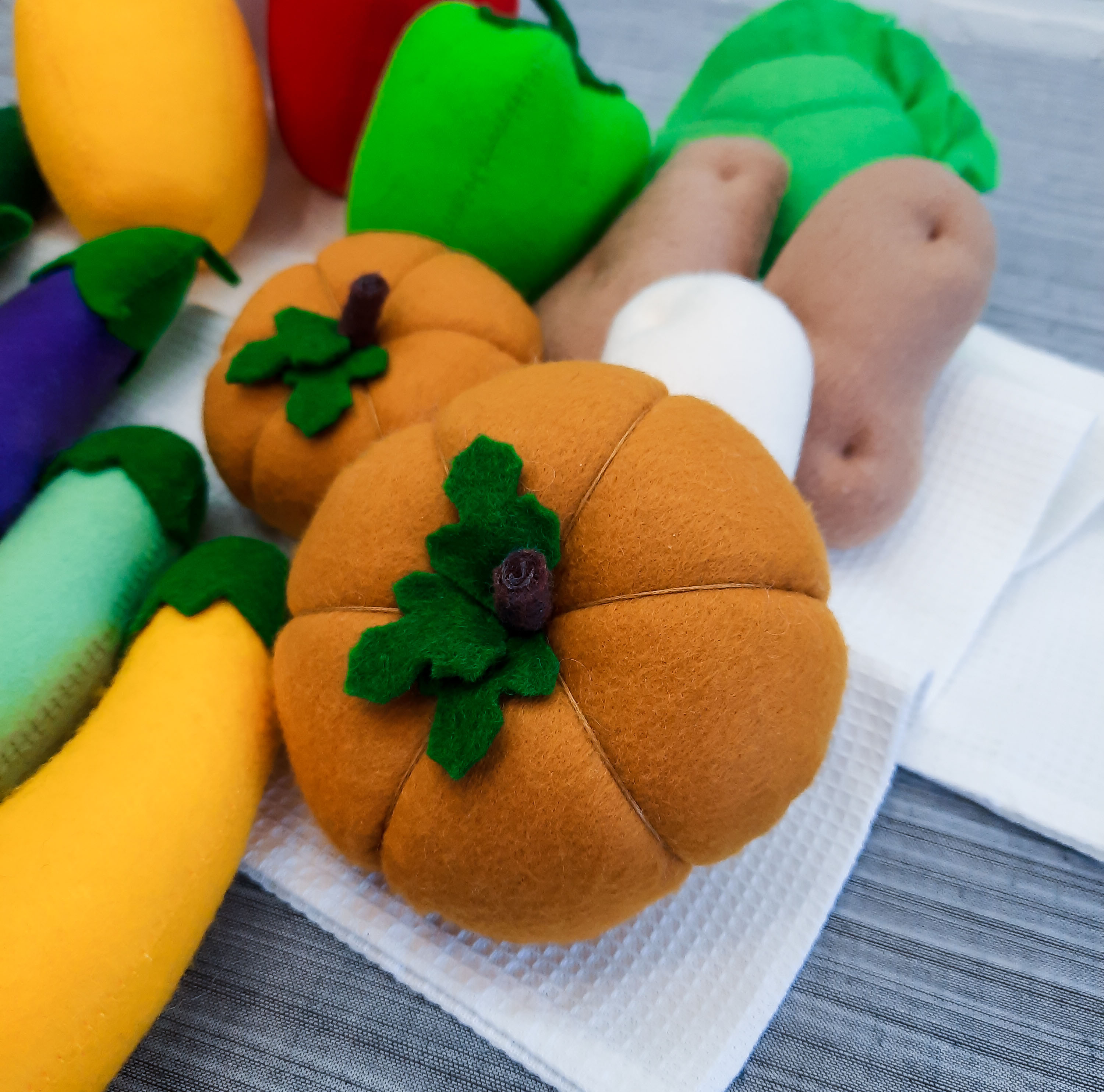 Felt play food set, felt food, felt vegetables, fake food, c - Inspire ...