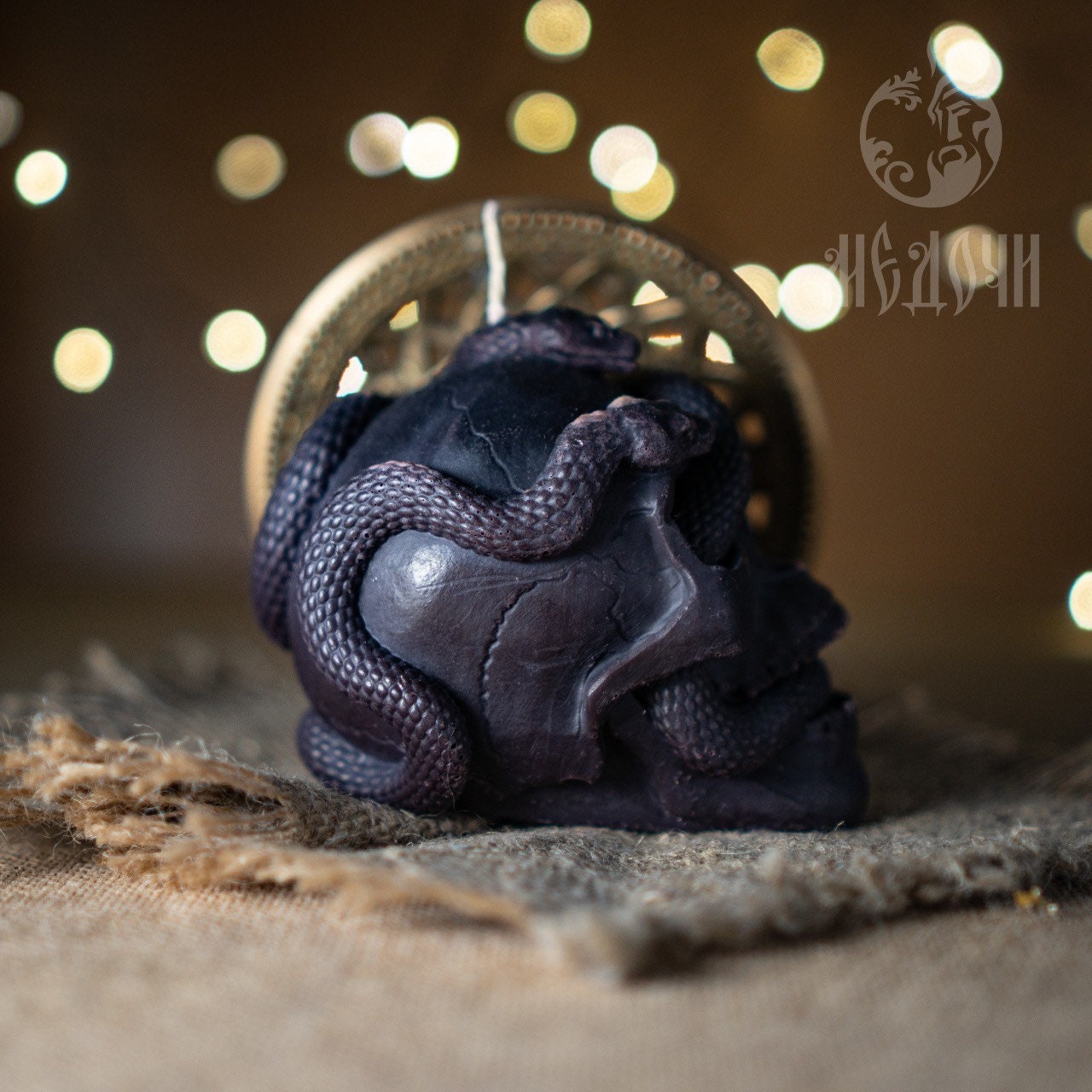 The skull with snakes, silicone mold for candles, resin mold - Inspire ...