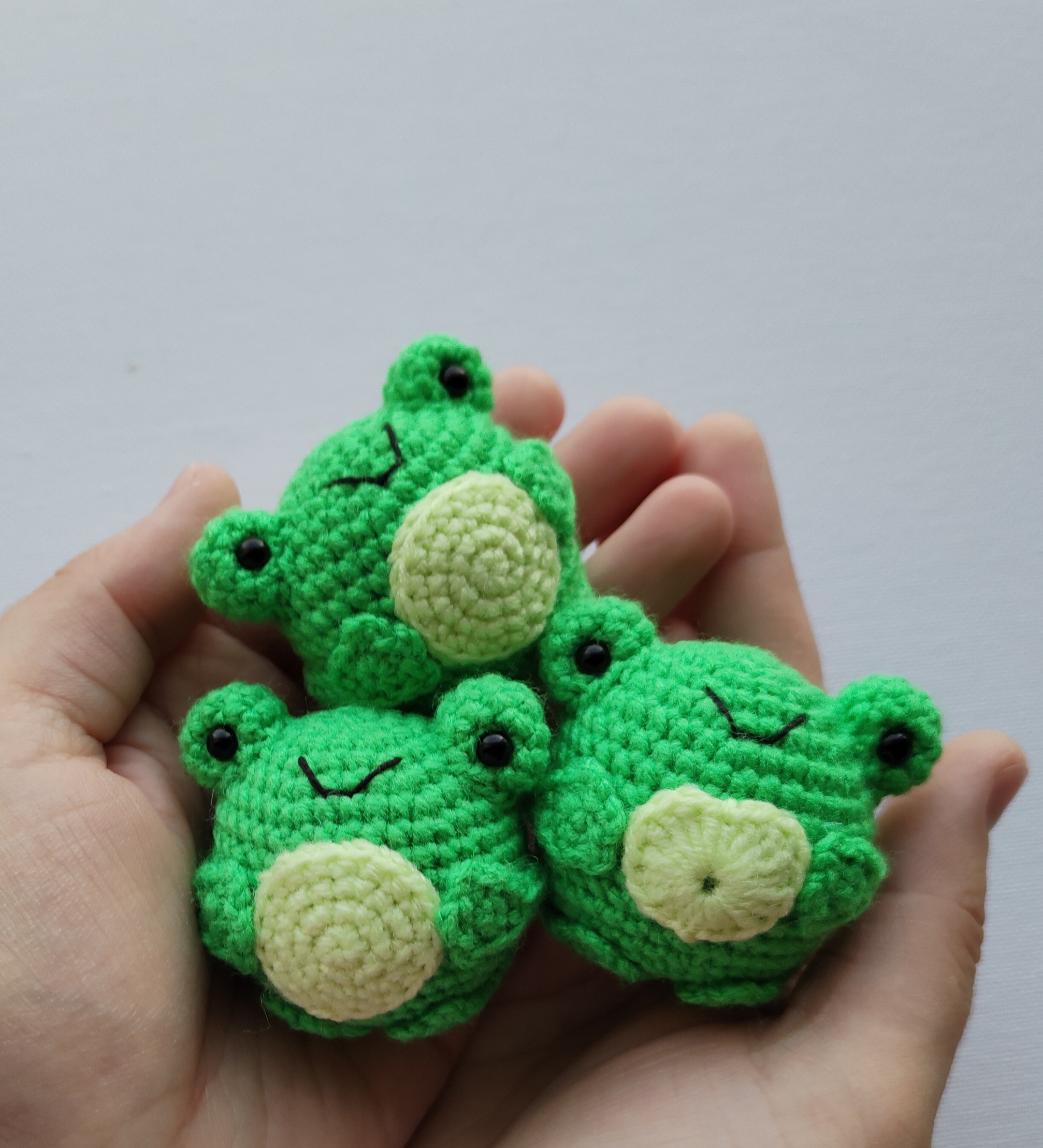 Crochet pattern frog, strawberry frog, crochet frog, frog pa - Inspire ...