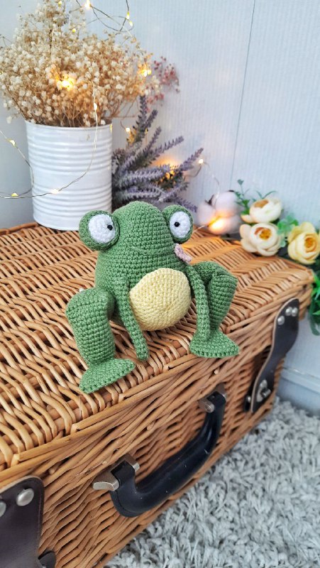 Soft toy frog. Stuffed green frog plush toy. Cute soft frog - Inspire ...