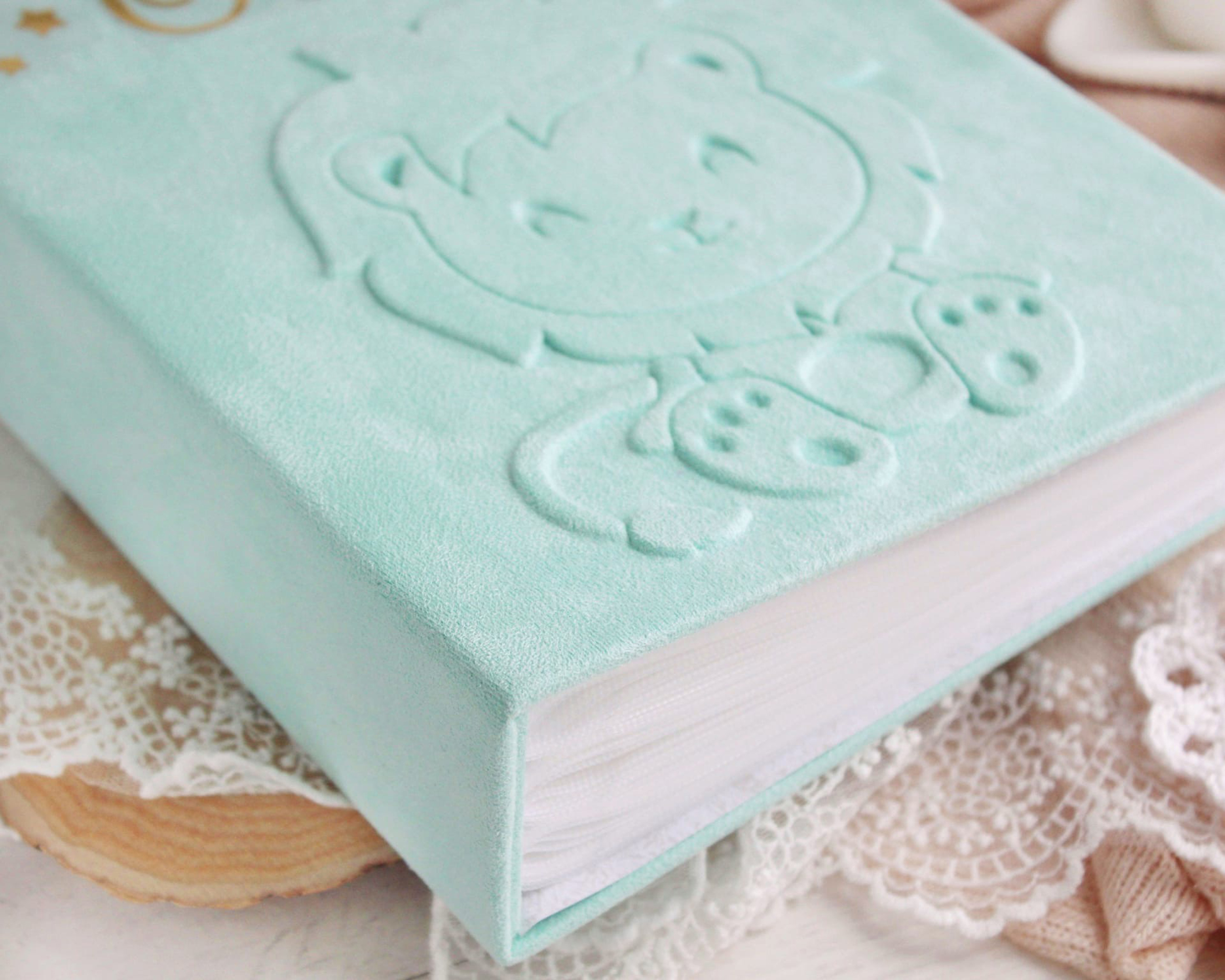 Personalized baby photo album, custom memory book, baby gift - Inspire ...