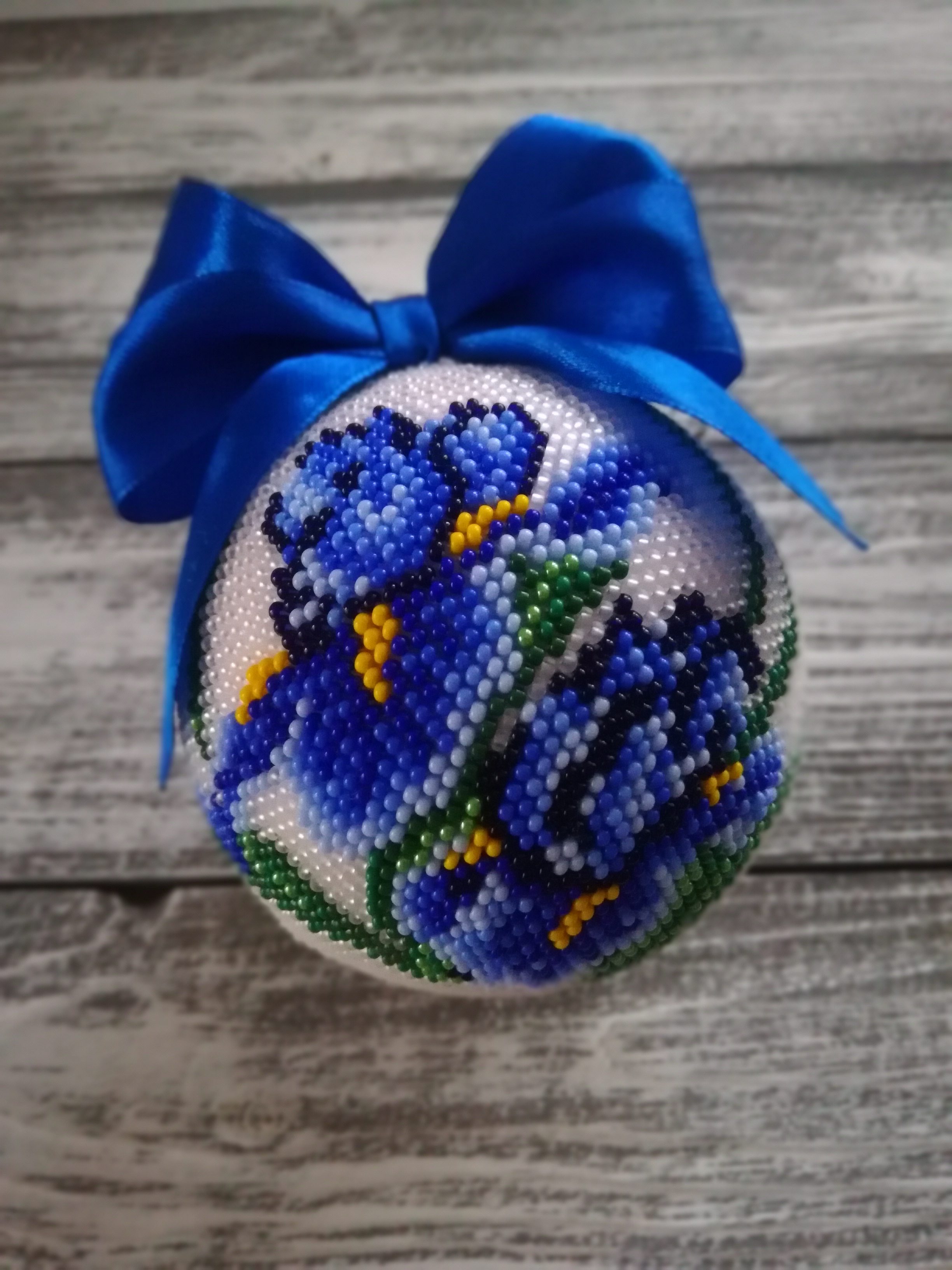 Blue big Christmas ball, Christmas decoration, beaded spruce | Inspire ...