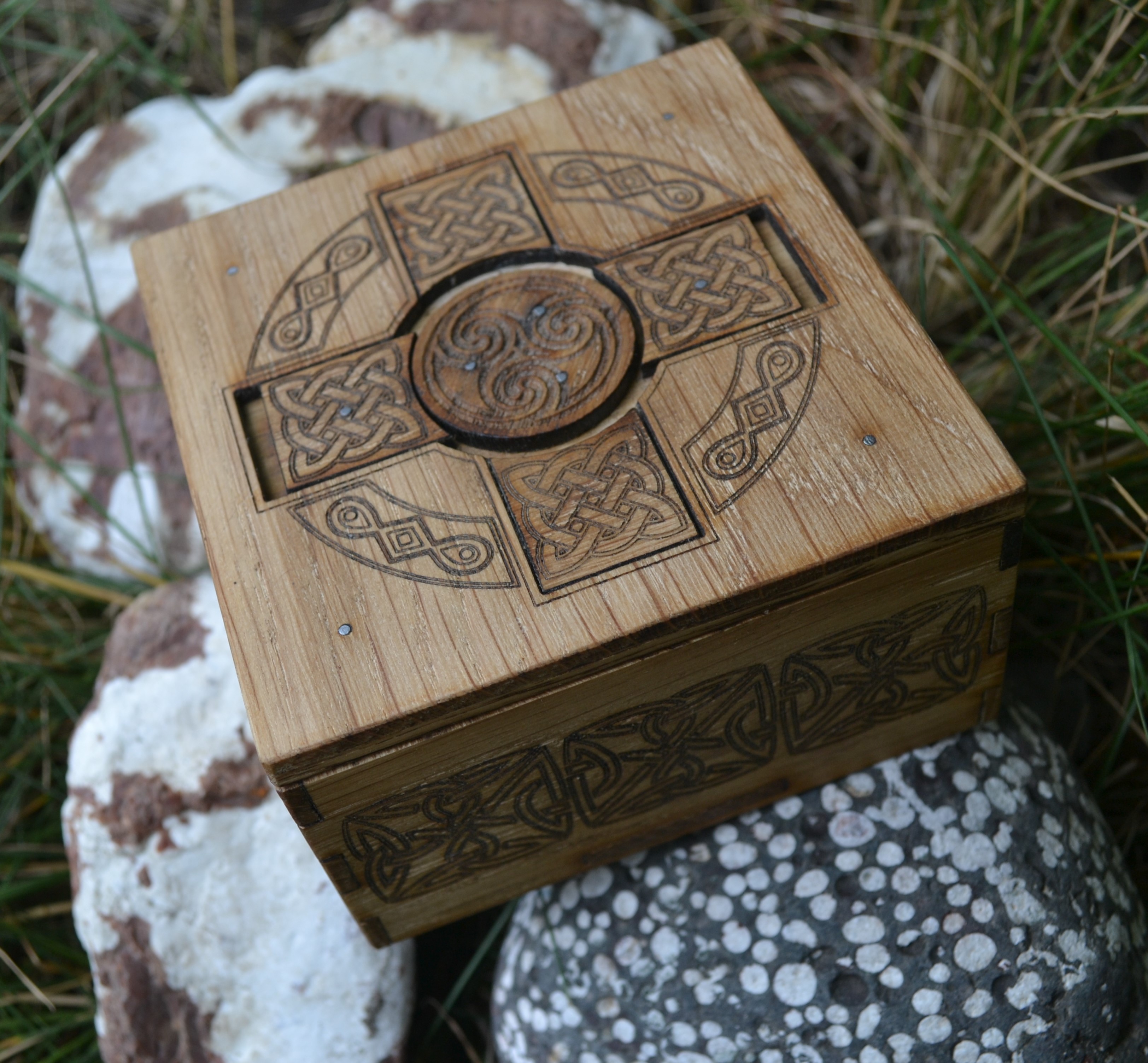 Viking wooden box with celtic cross and celtic ornament. Box - Inspire ...