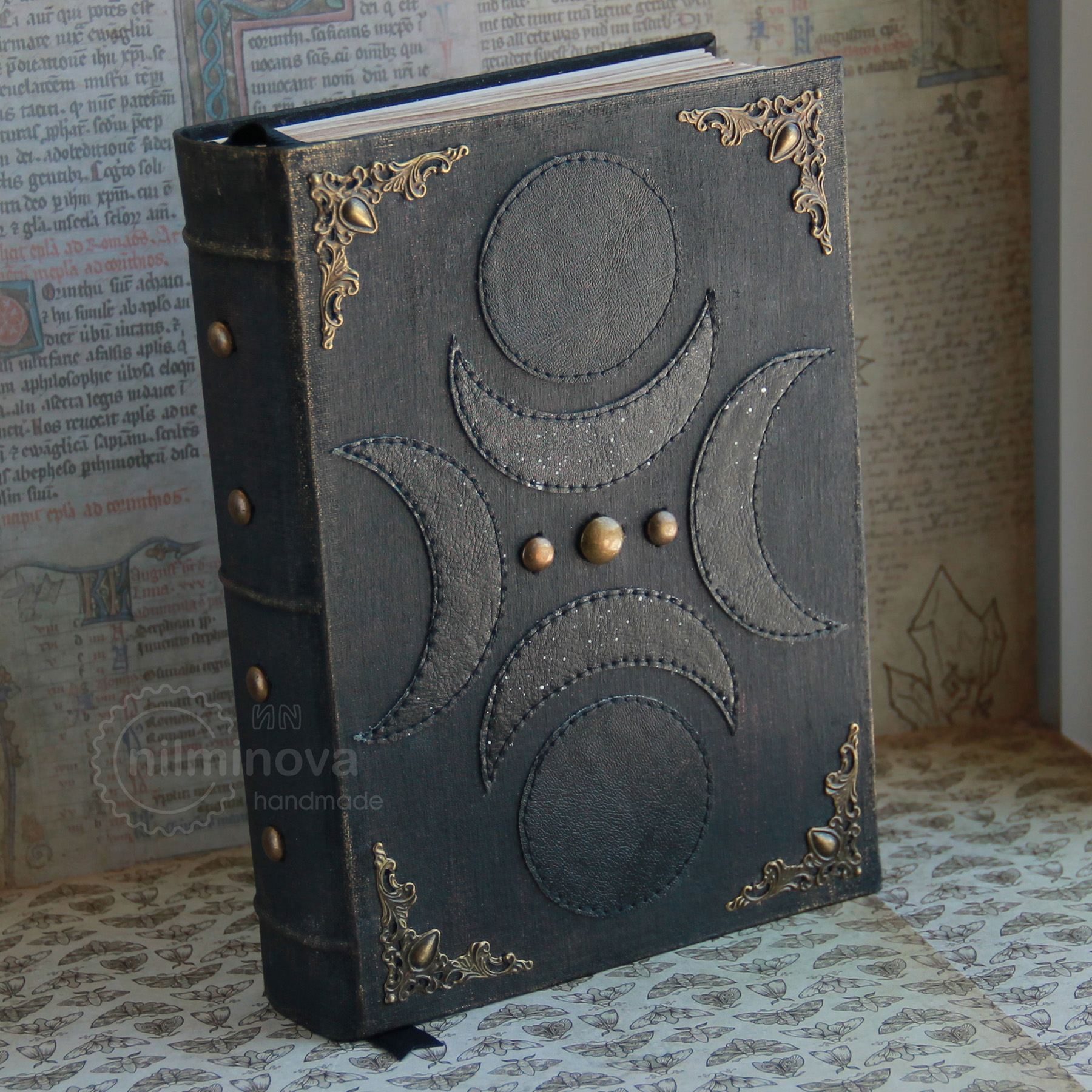 Moon phase journal Crescent Moon cycle notebook Full moon - Inspire Uplift