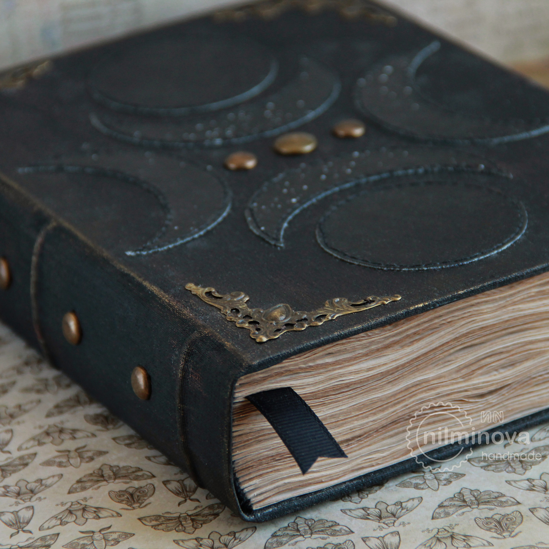 Moon phase journal Crescent Moon cycle notebook Full moon - Inspire Uplift