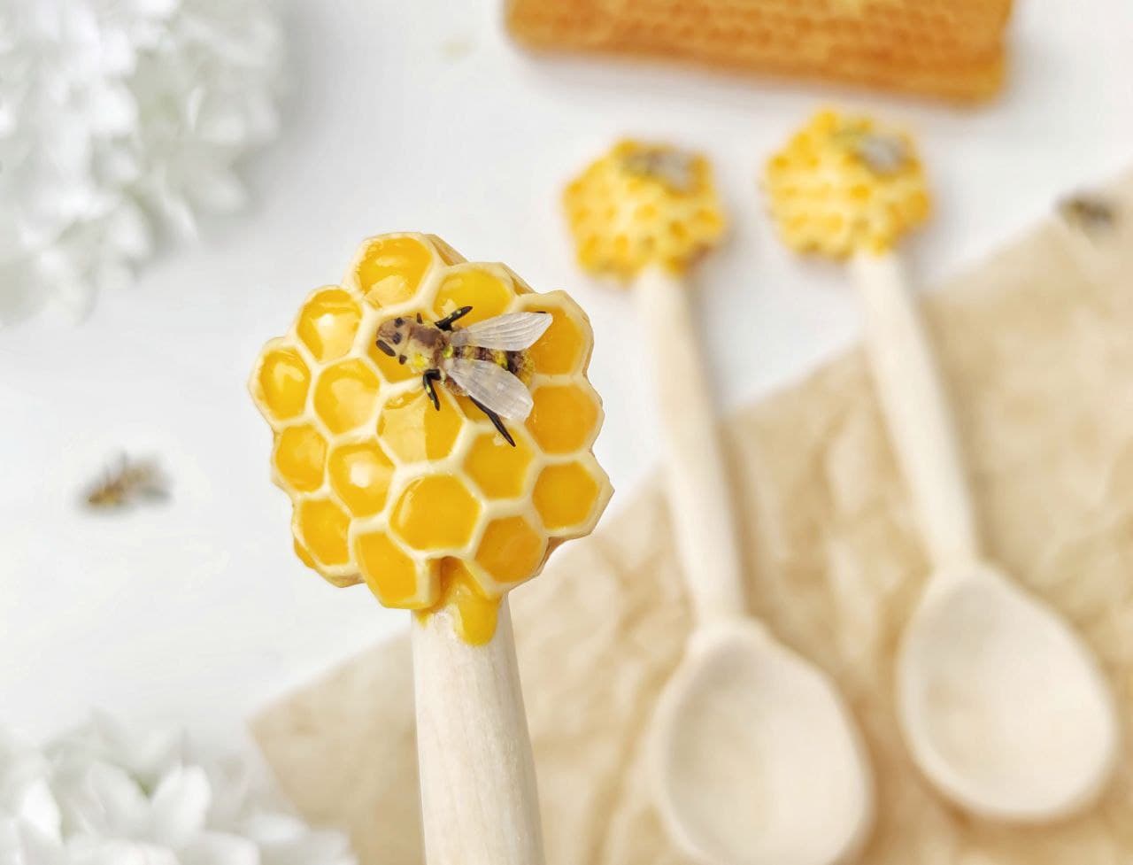 honeycomb bee wooden spoon, cottagecore aesthetic gift, bee - Inspire ...