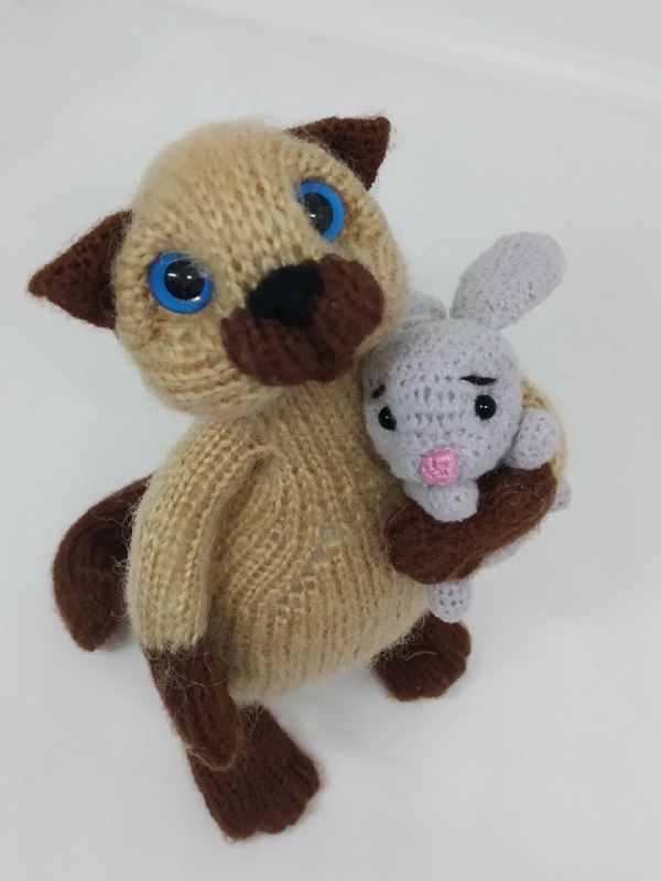 Stuffed Siamese cat with a little bunny, flexible kitten toy - Inspire ...
