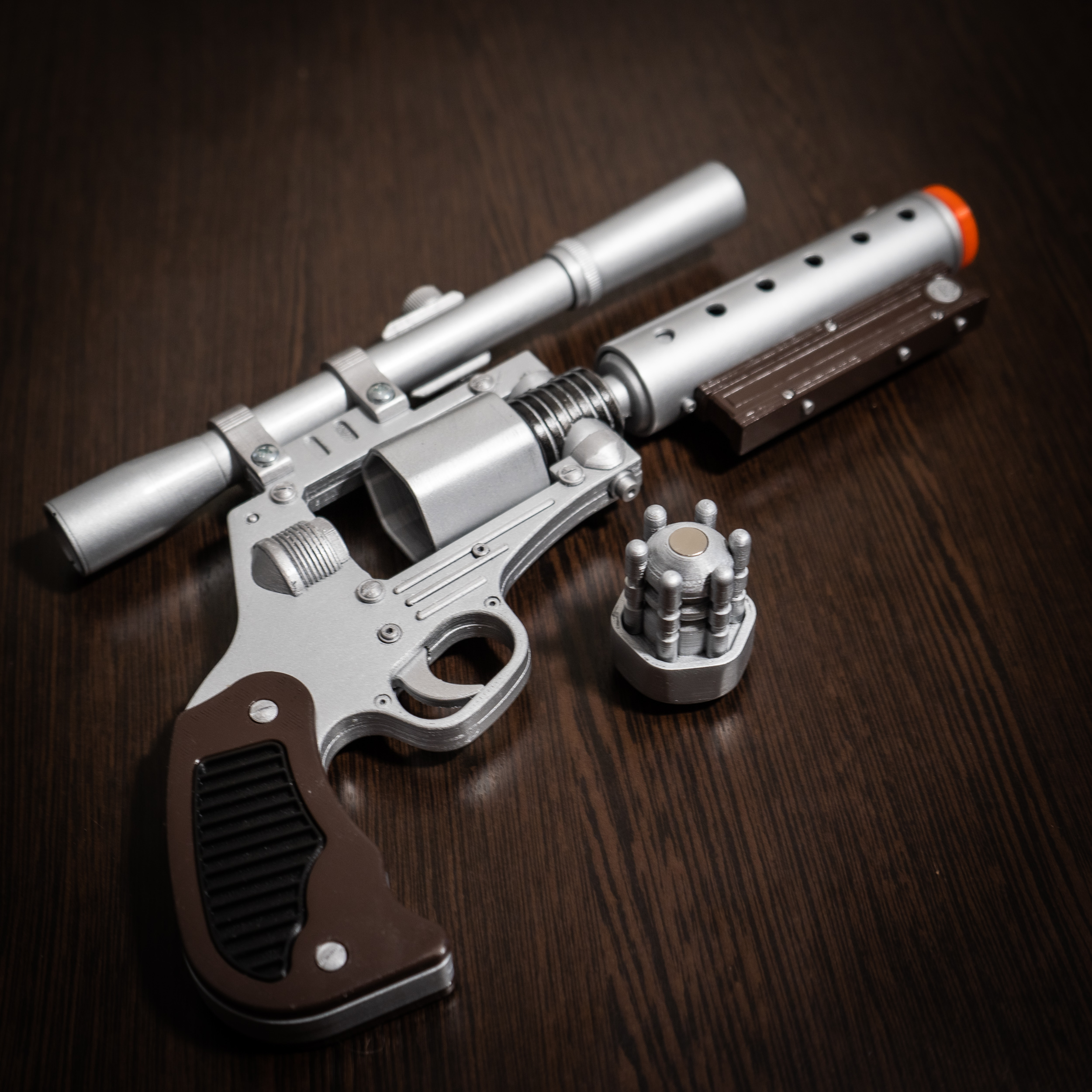 Tobias Beckett Blaster DG-29 | Star Wars Replica | Star Wars | Inspire ...