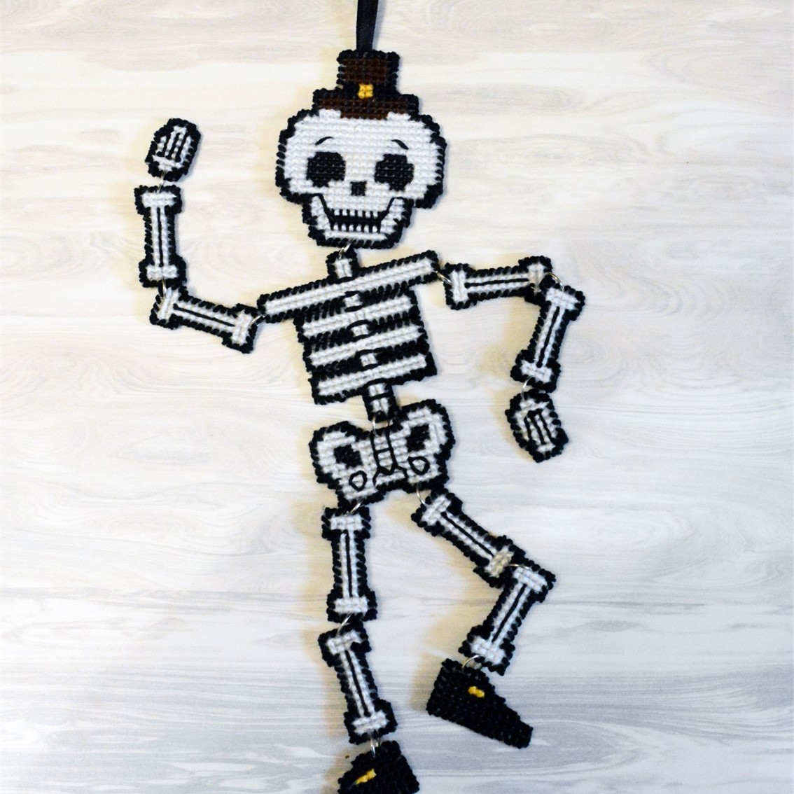 Skeleton cross stitch pattern PDF for plastic canvas , DIY t - Inspire ...