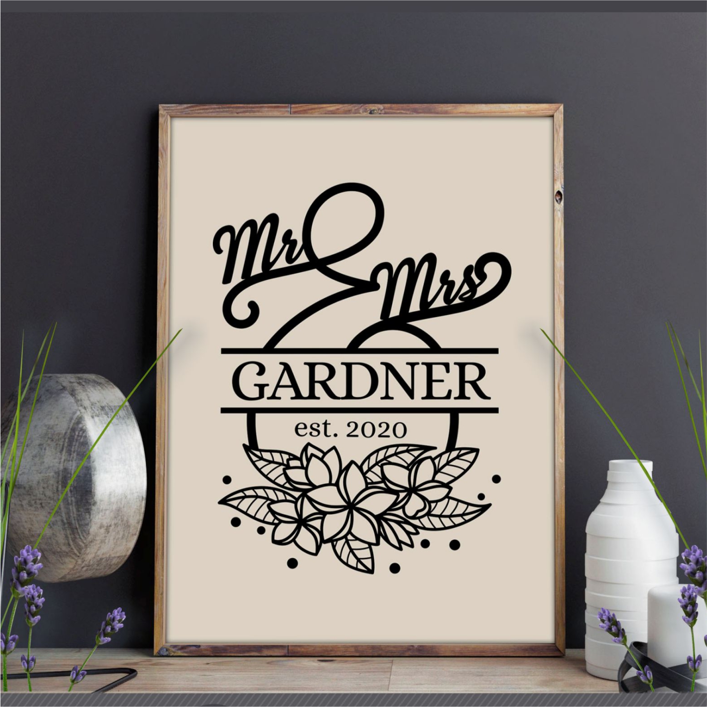 Mr and Mrs sign, Family Last Name Floral wreath, Rustic Sign - Inspire ...