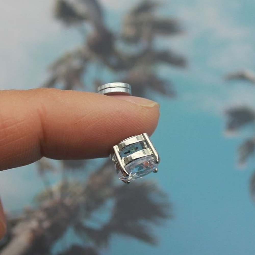 Non-Piecing Diamond Magnetic Ear Rings - Inspire Uplift