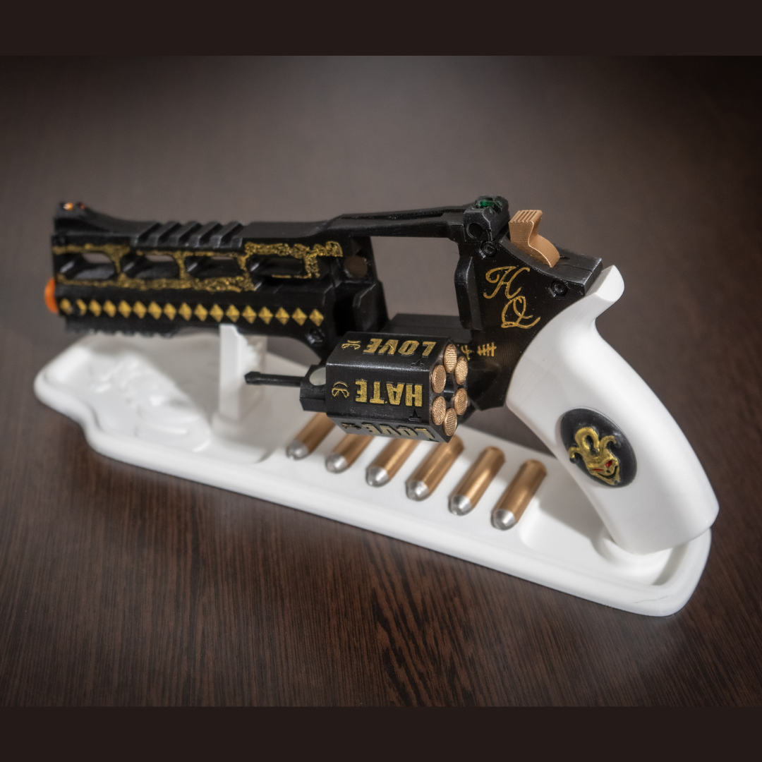 Revolver Harley Quinn - Inspire Uplift