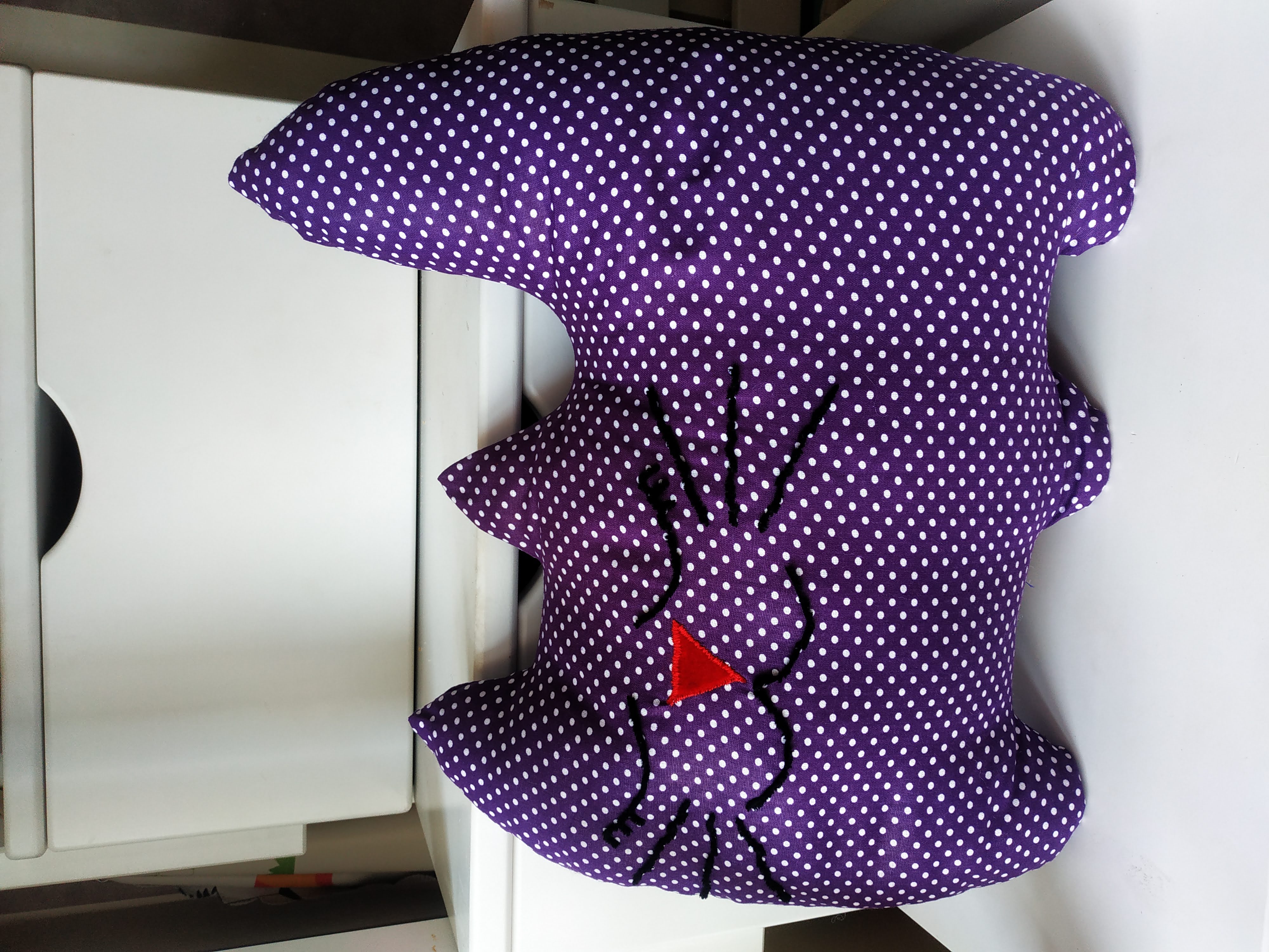 Easy cat sewing pattern: cat shaped pillow straight tail, PD - Inspire ...