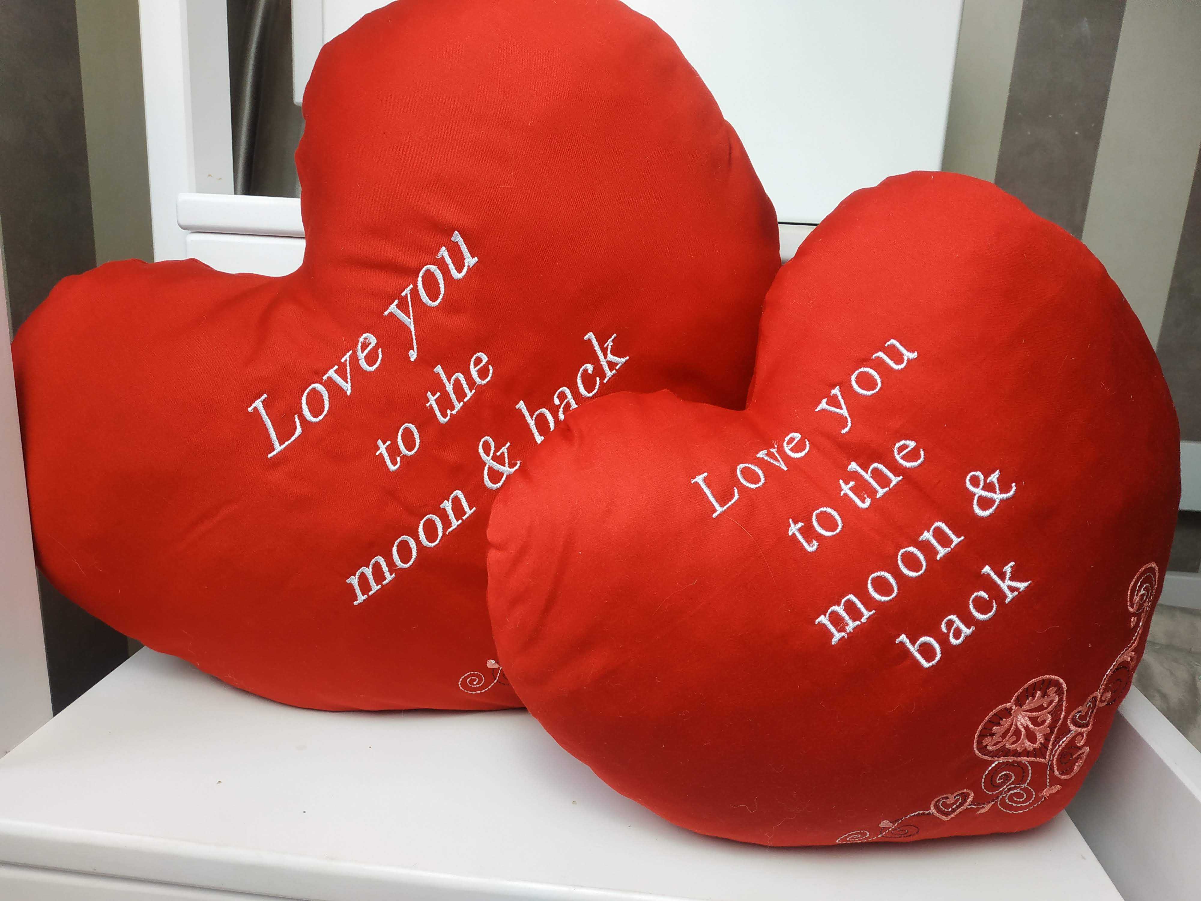 Super easy sewing pattern, Fabric heart pillow sewing patter - Inspire ...