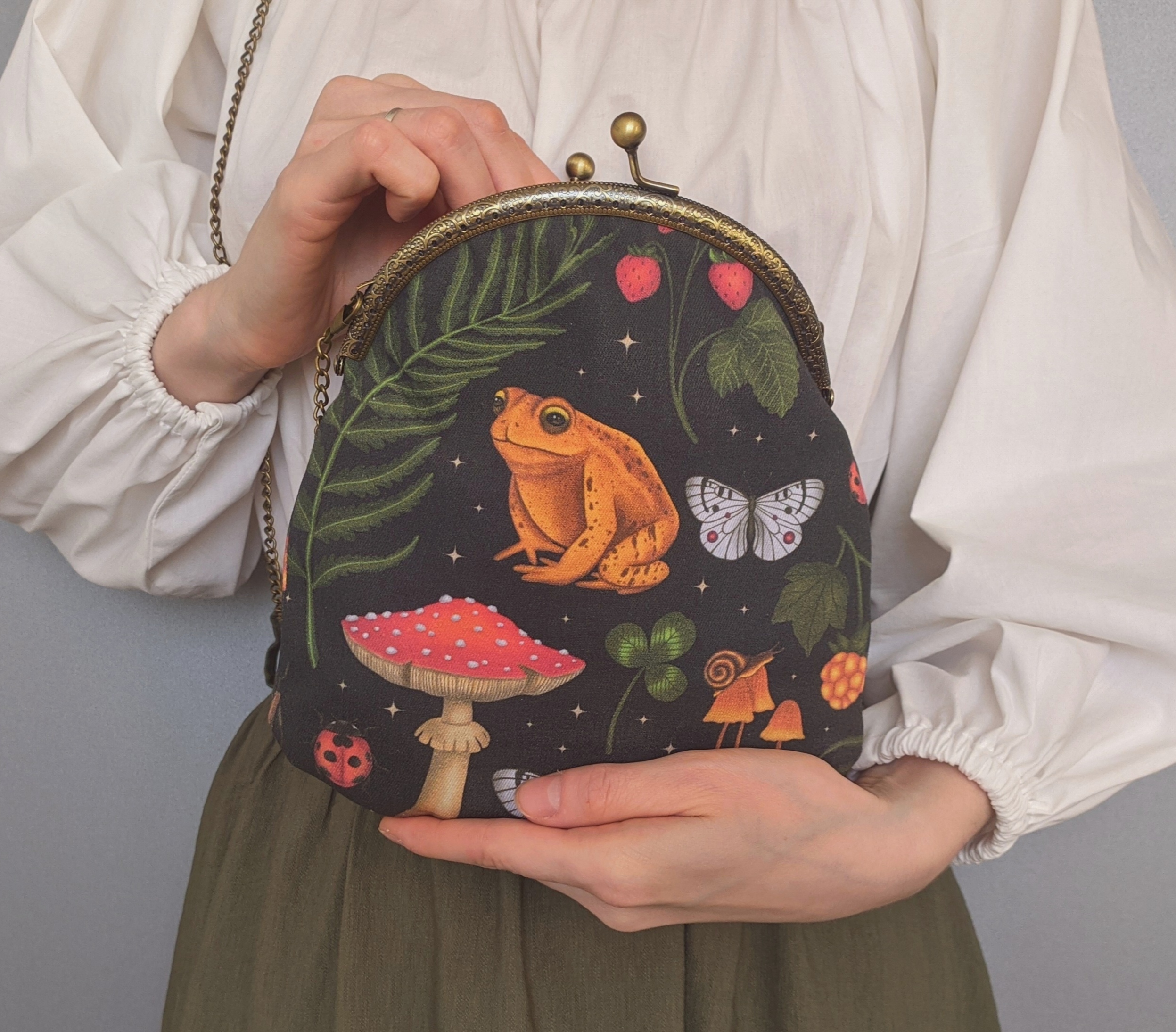 Cottagecore handbag, frog purse, mushroom purse, goblincore - Inspire ...