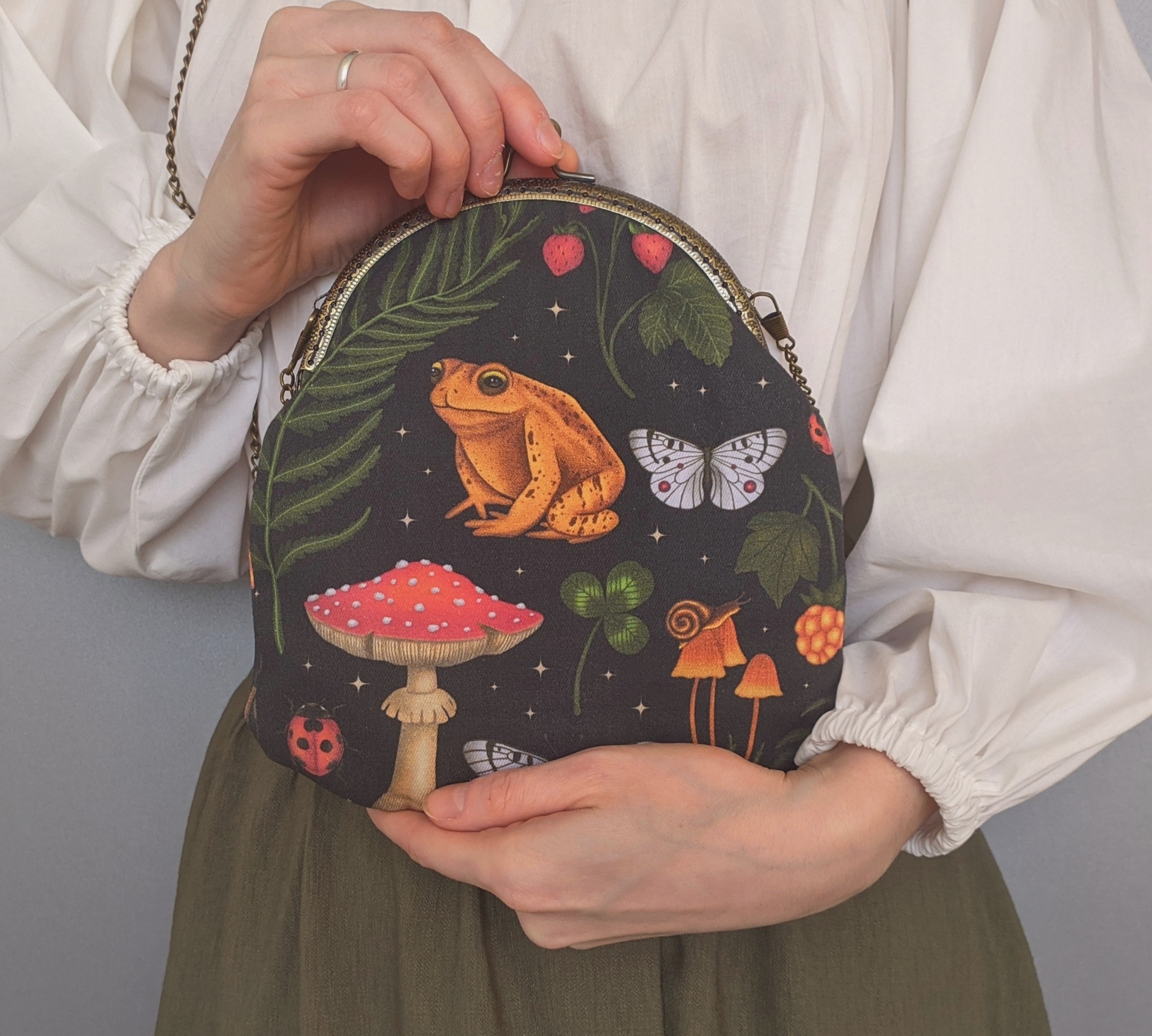 Cottagecore handbag, frog purse, mushroom purse, goblincore - Inspire ...