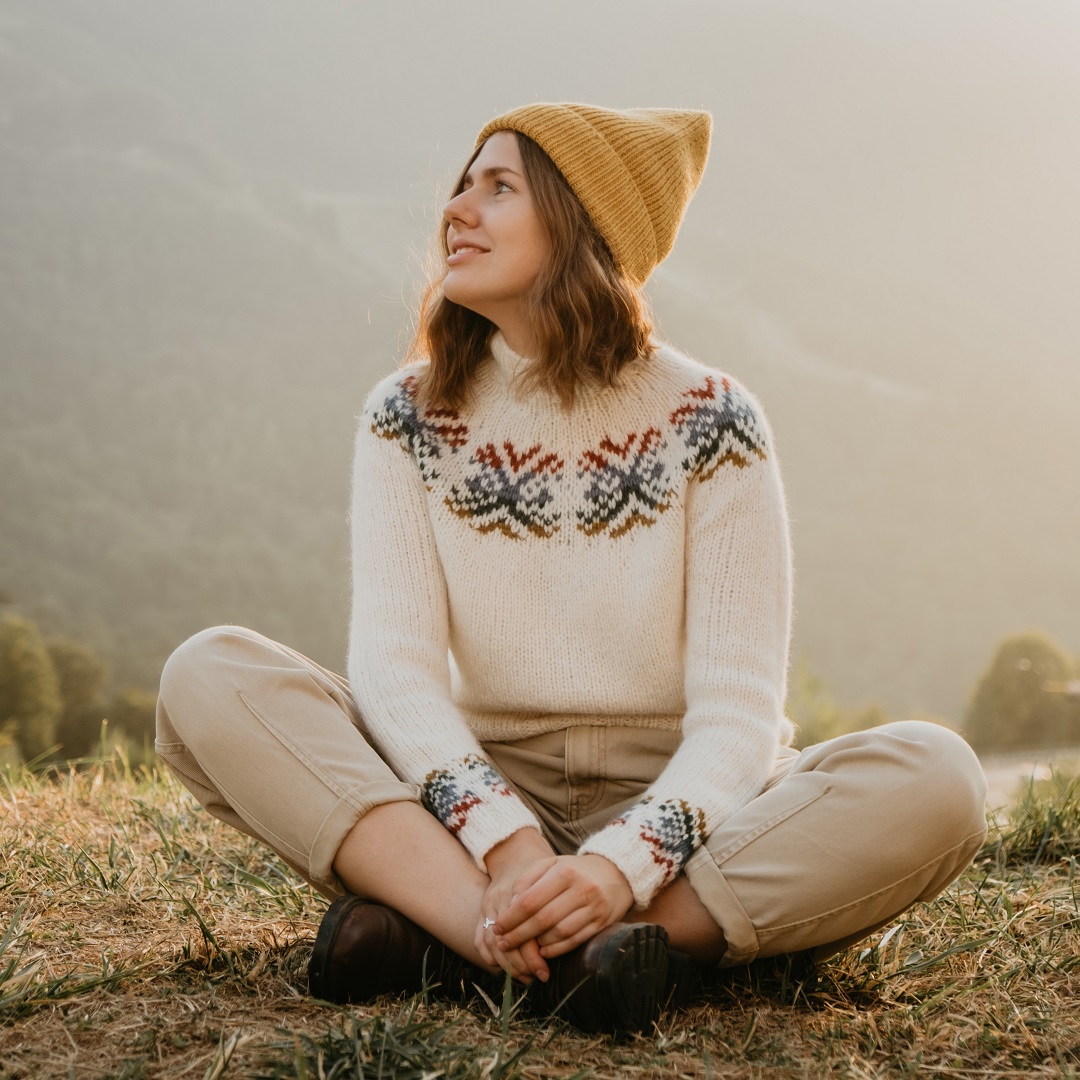 White scandinavian outdoor soft handmade sweater | Inspire Uplift