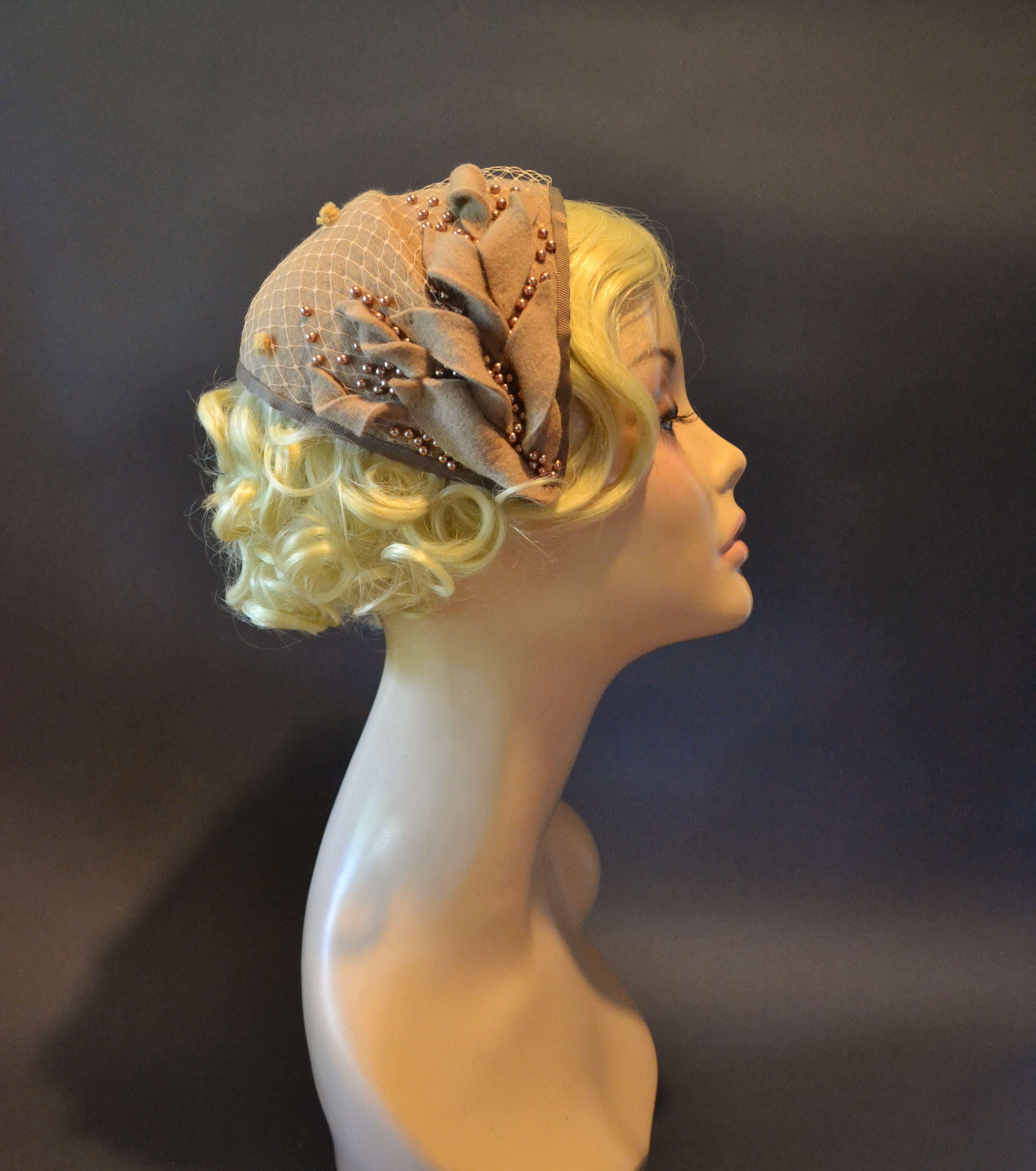 beige retro hat, half hat,1930s hat, 1940s ha | Inspire Uplift