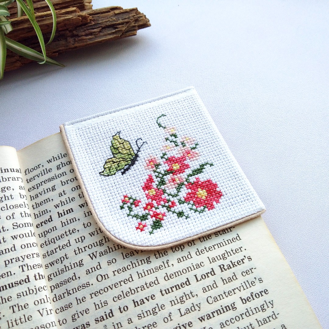 Personalized bookmark with flowers and butterfly, Hand embro - Inspire ...