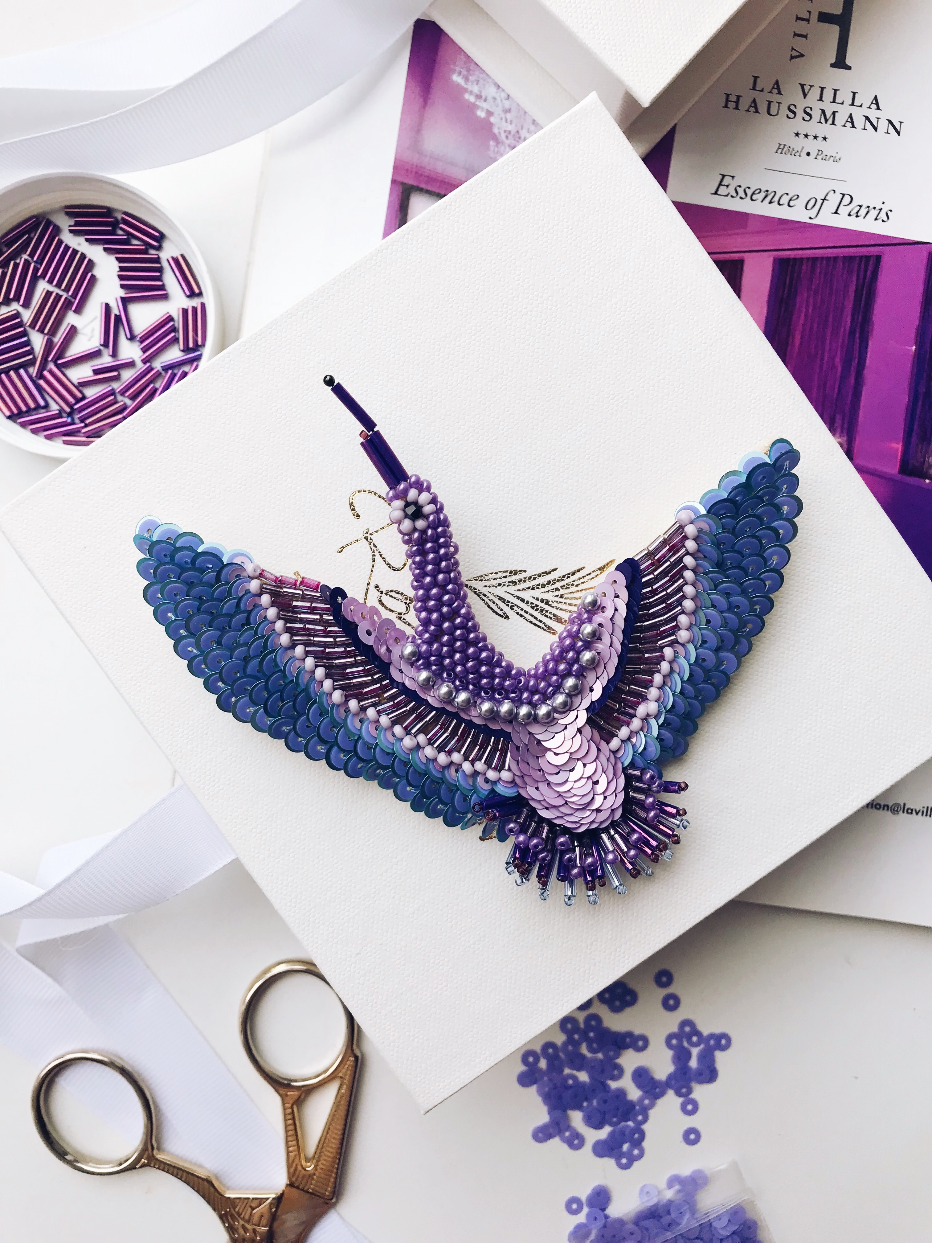 Brooch bird, Embroidered brooch, Beaded Brooch , Bird Lover - Inspire ...