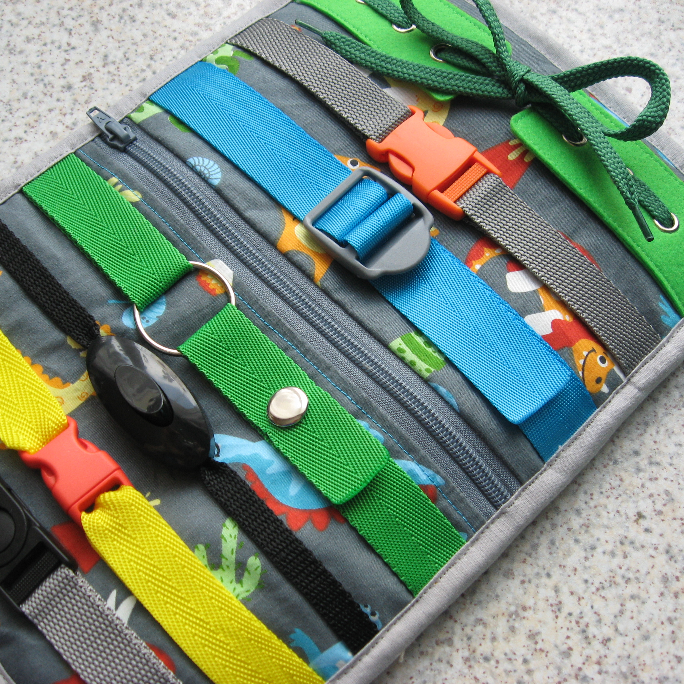 Fabric Felt Busy Buckle Board , Travel toy, Sensory Quiet B | Inspire ...