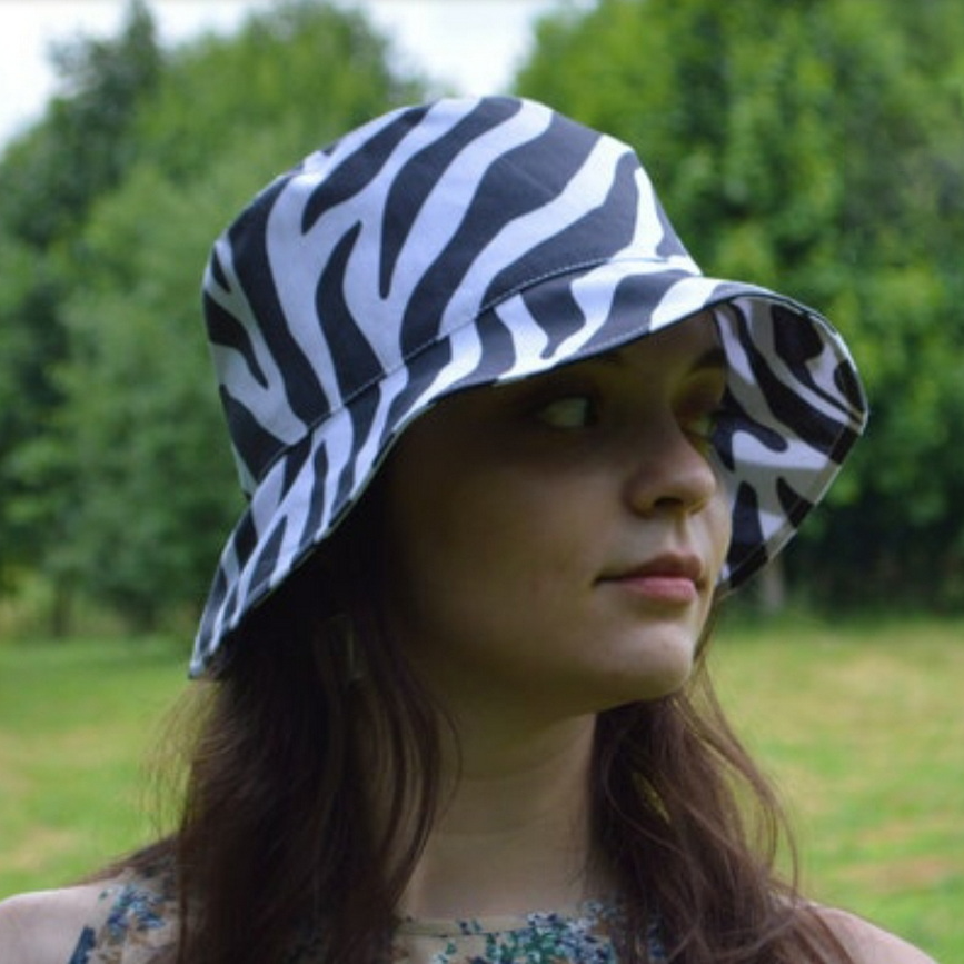 Cotton bucket hat with zebra print. A fashionable, stylish d - Inspire ...