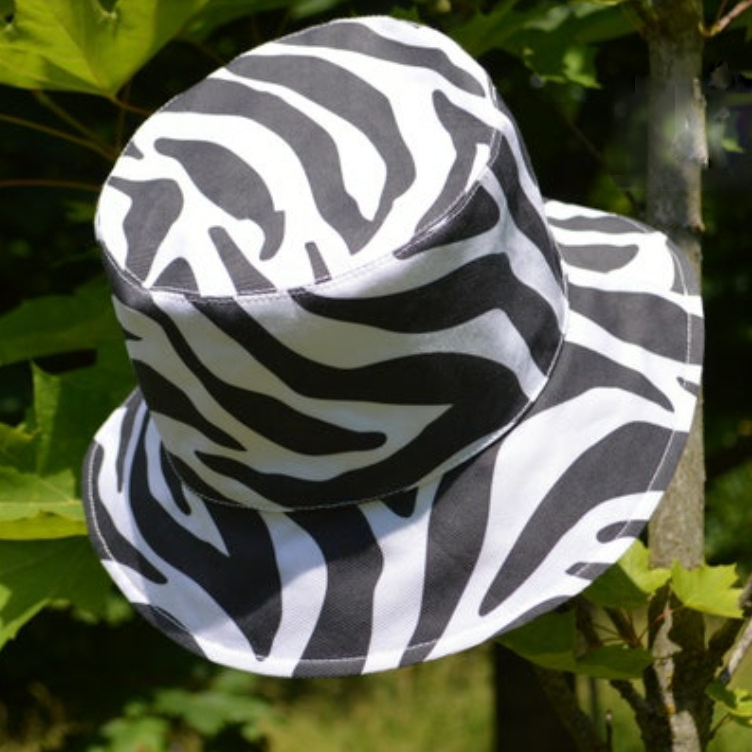 Cotton bucket hat with zebra print. A fashionable, stylish d - Inspire ...
