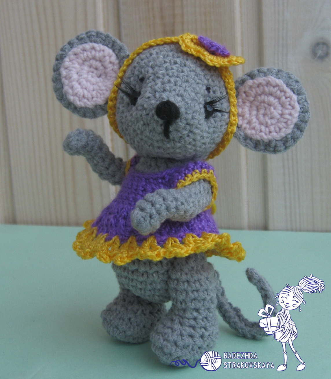 TUTORIAL: Little Mouse Lucy crochet pattern - Inspire Uplift