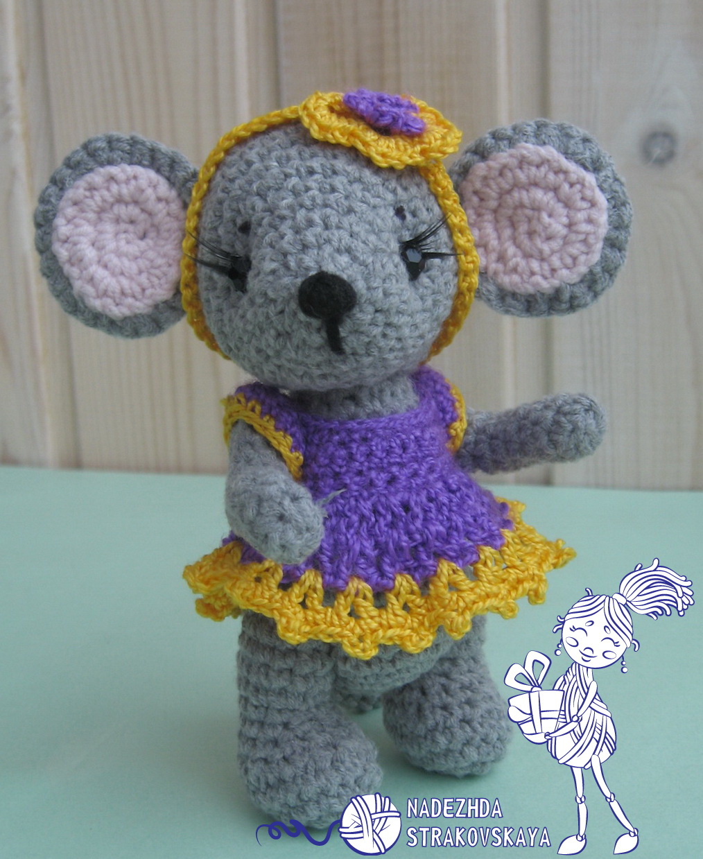 TUTORIAL: Little Mouse Lucy crochet pattern - Inspire Uplift