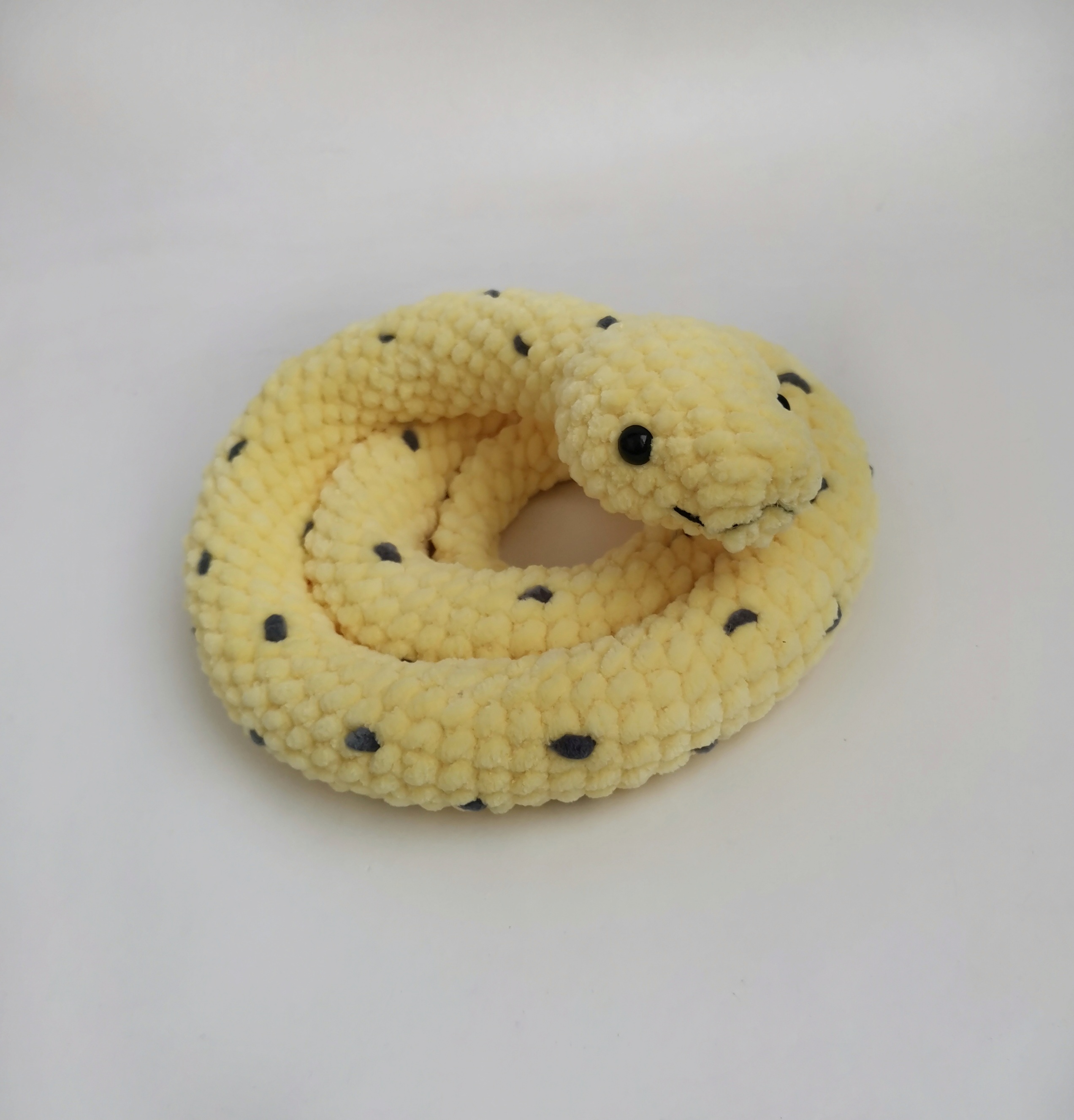 Yellow plush snake 33 in, Collectible snake, Snake plushie, | Inspire ...