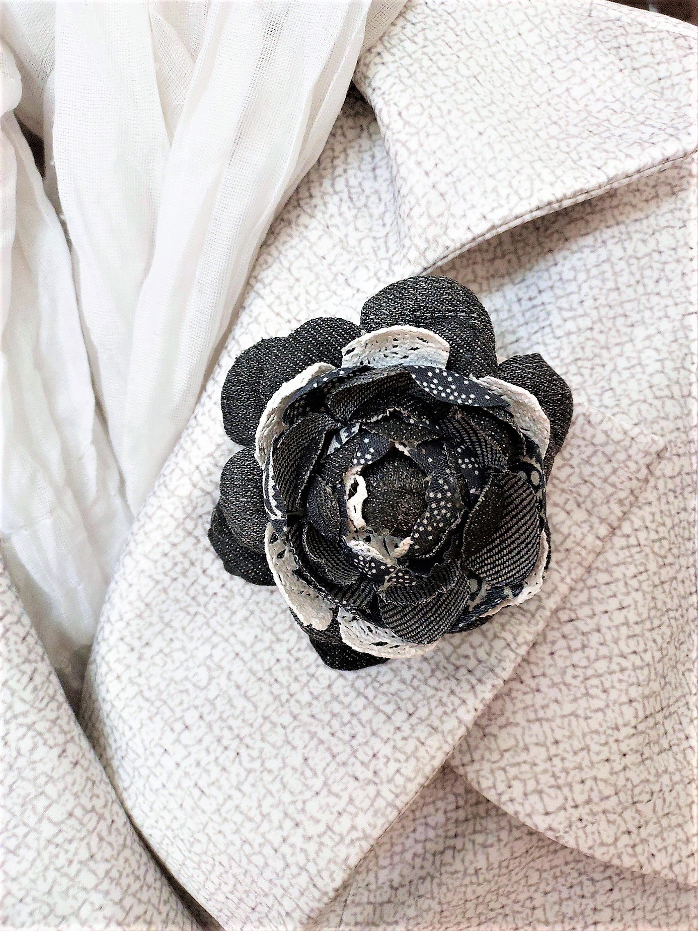 Black denim flower pin, Denim flower brooch, Black denim and - Inspire ...