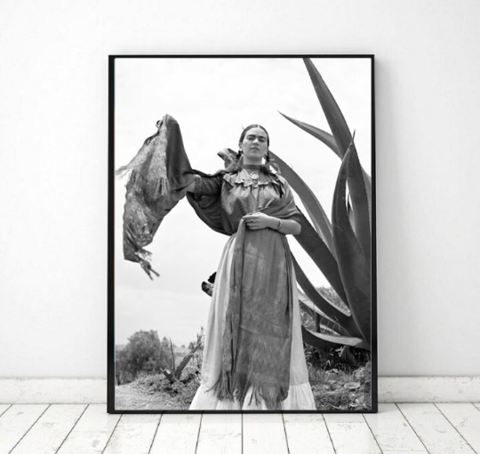 Black frida kahlo poster printable, Frida Kahlo print downlo - Inspire ...