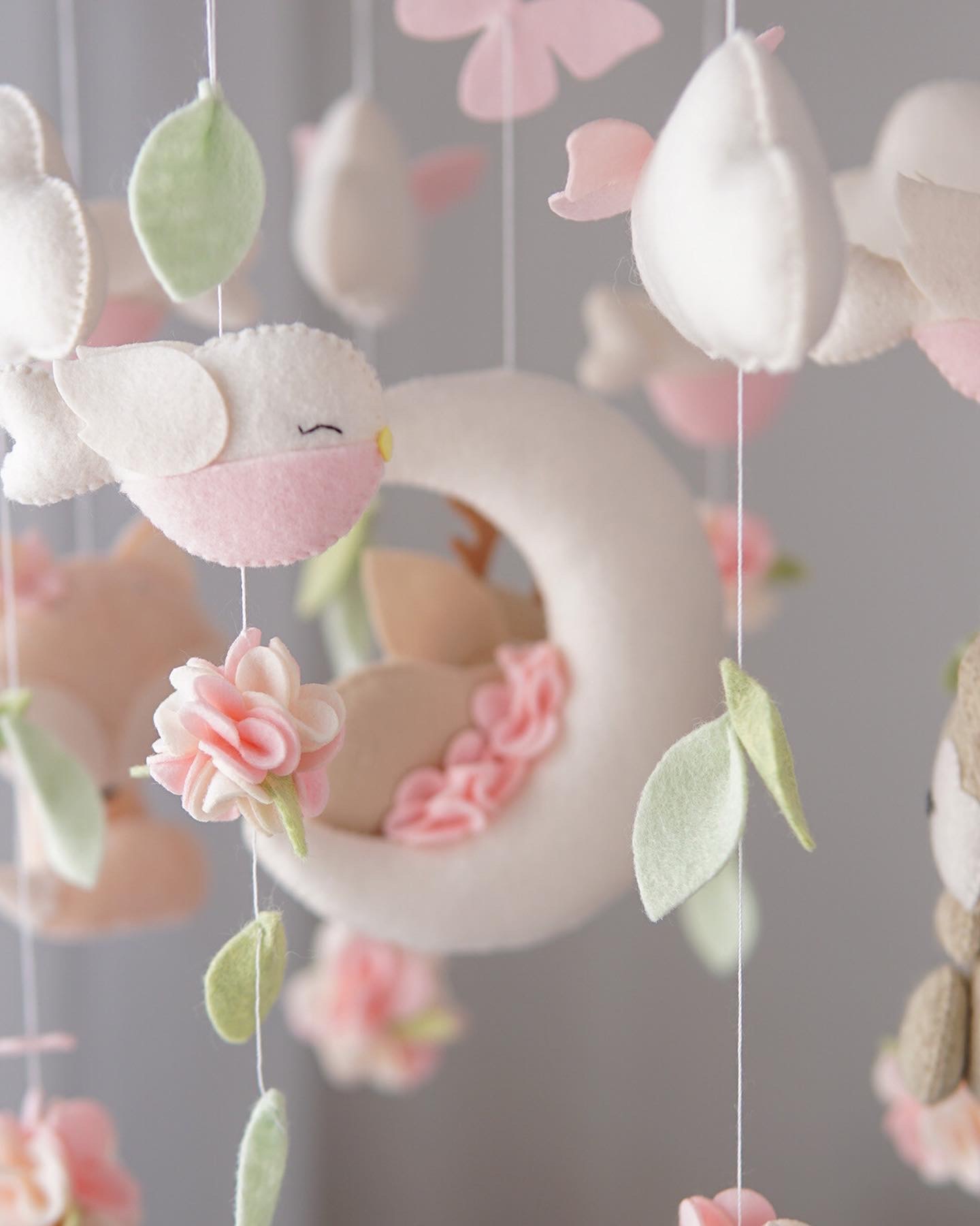 Girl woodland mobile. Nursery decor girl. Baby shower gift - Inspire Uplift