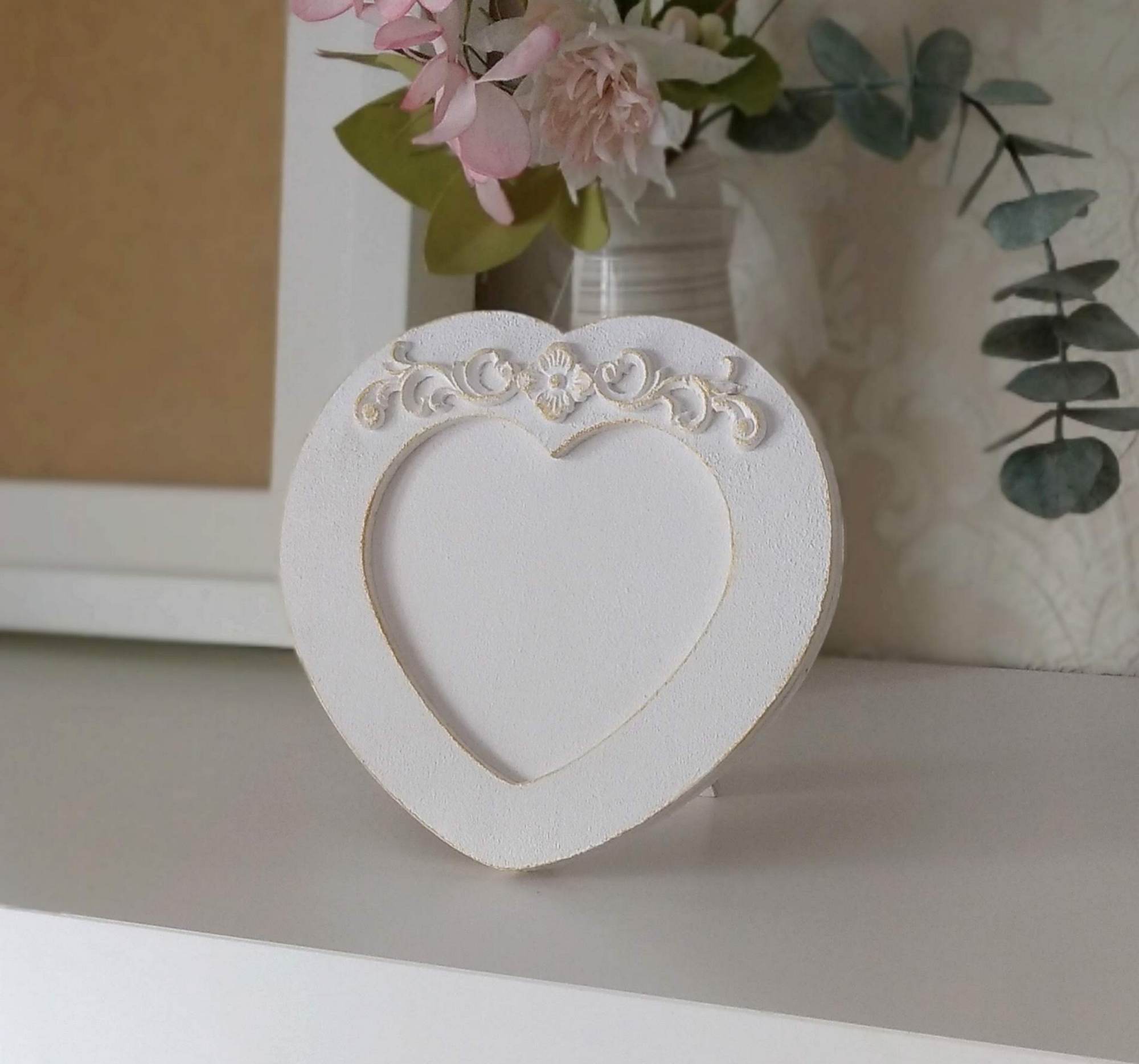 Heart-shaped photo frame Shabby chic Mini picture frame Love - Inspire ...